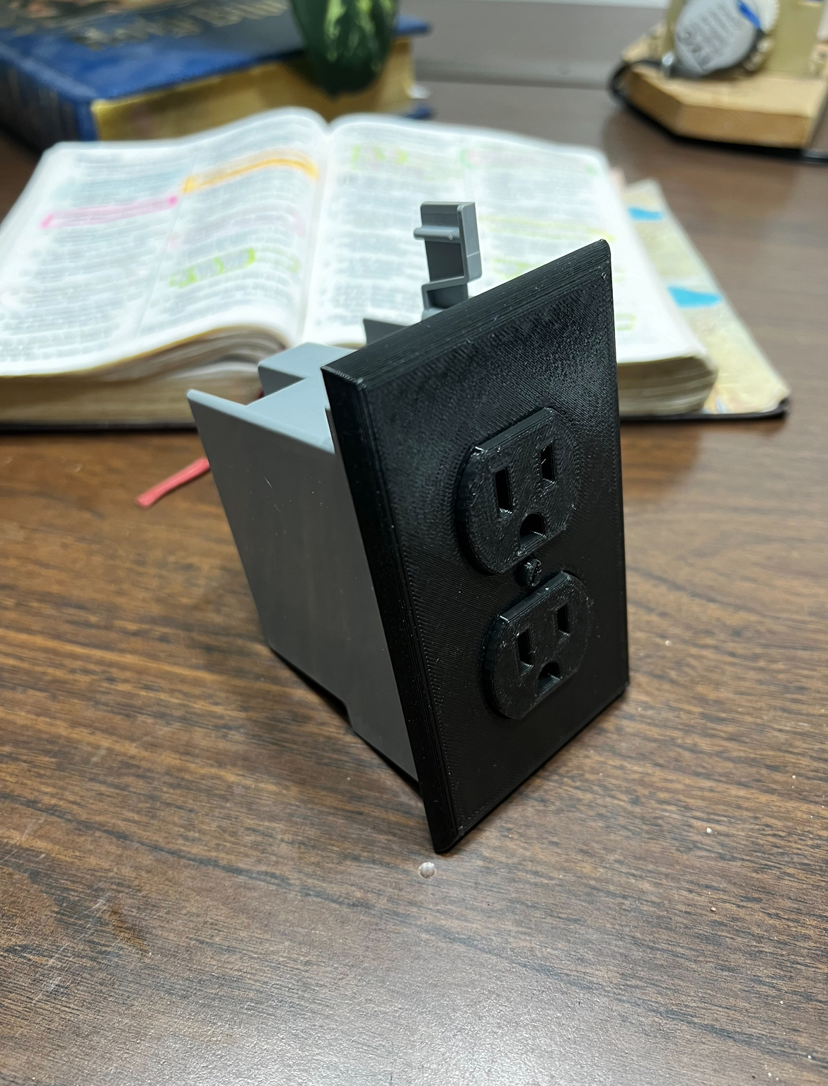 Magnetic Outlet Box Kit by jb646 | Download free STL model | Printables.com