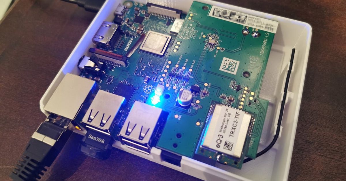 Raspberry Pi 3 Case with Homematic RPI-RF-MOD by uepsie | Download free ...