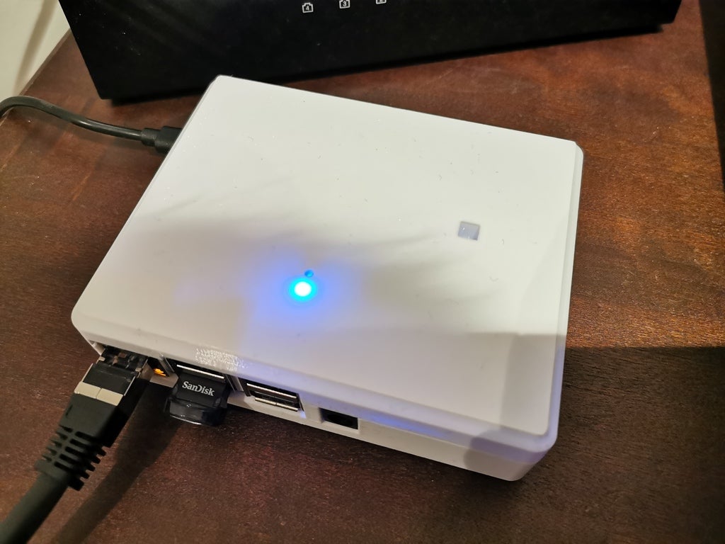 Raspberry Pi 3 Case with Homematic RPI-RF-MOD by uepsie | Download free ...