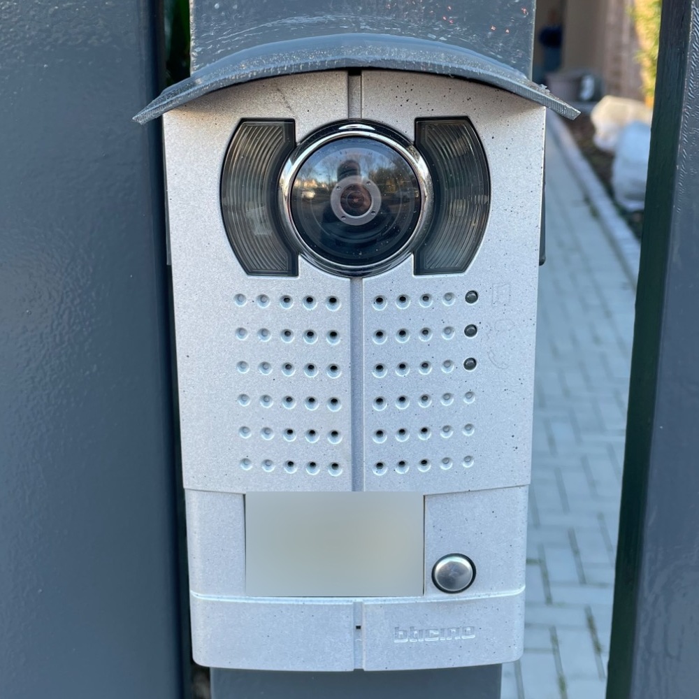 Bticino Intercom Roof by ilpiccoli | Download free STL model ...