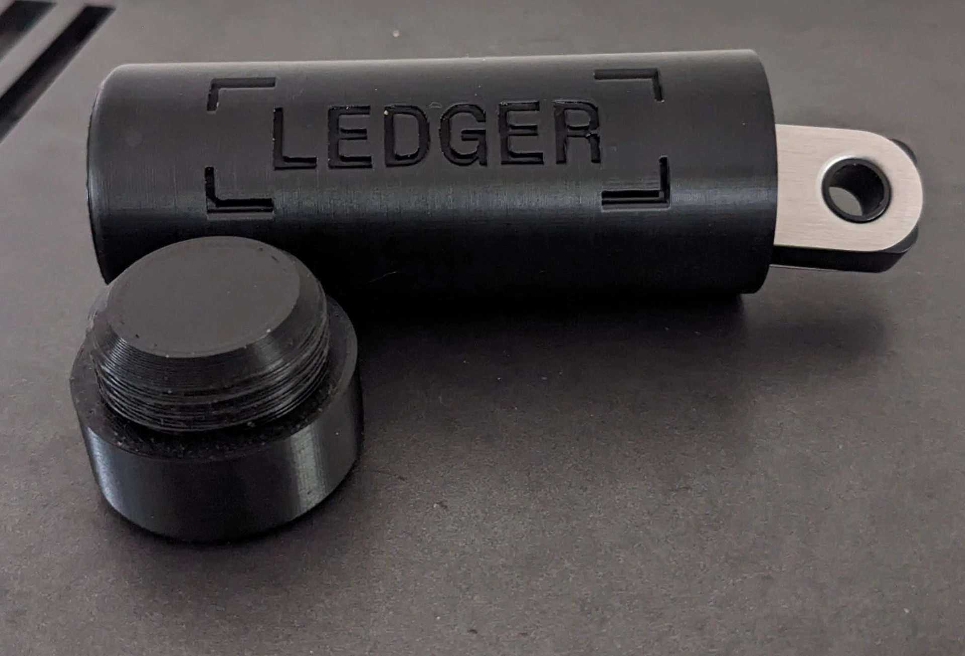 Ledger Nano S Plus Vault by Harry86 | Download free STL model ...