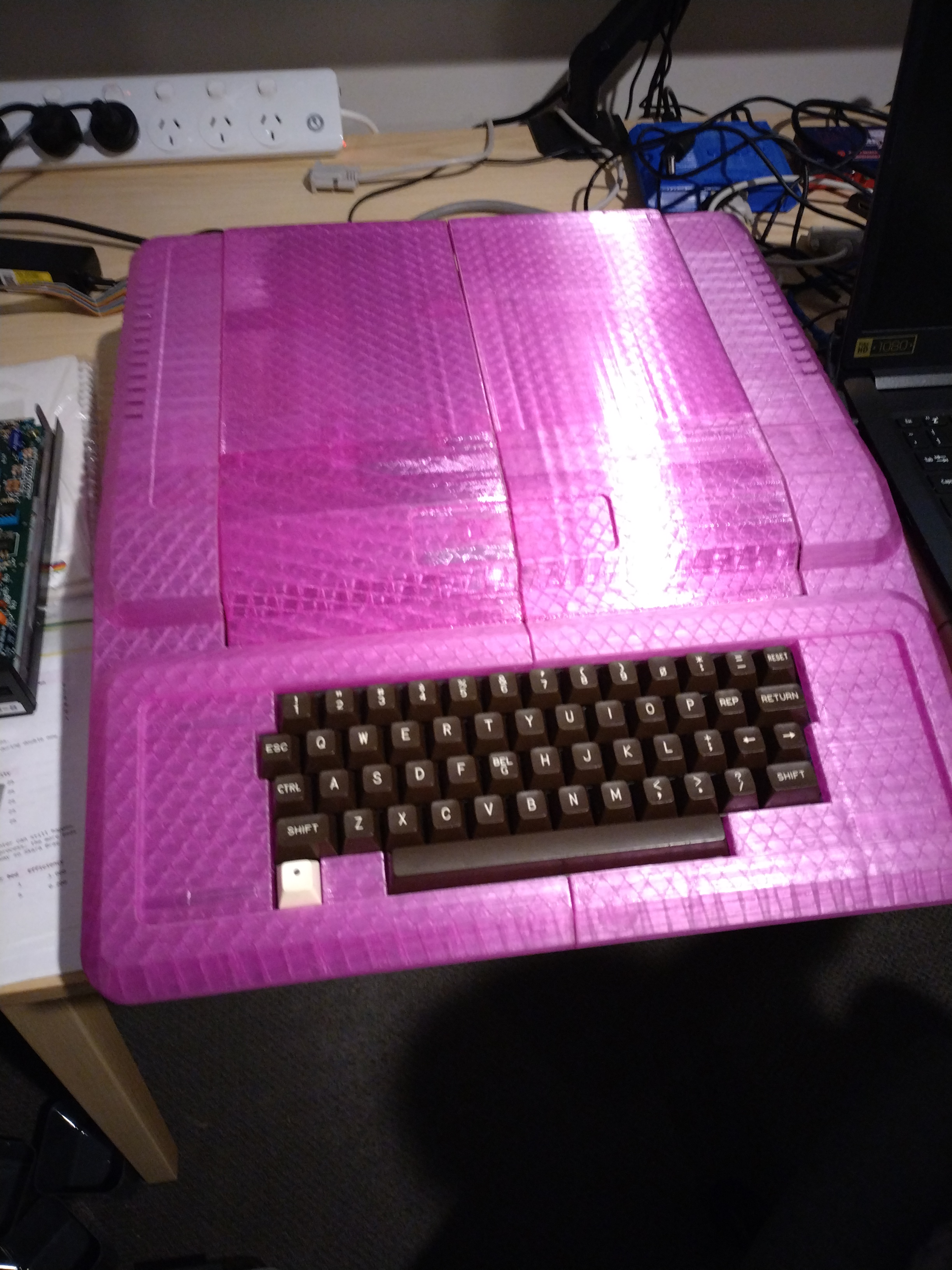 Apple II Plus Case von Dosfish | Kostenloses STL-Modell herunterladen ...