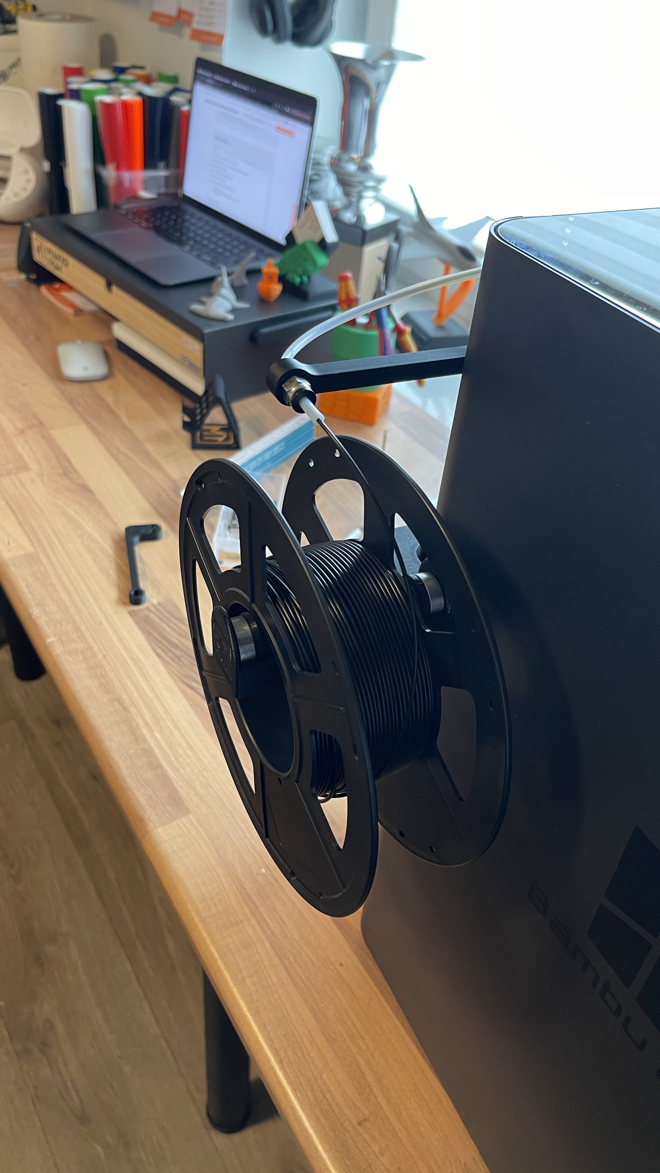Bambu Lab Side Spool Holder P1S / P1P / X1C by MakerTom | Download free ...