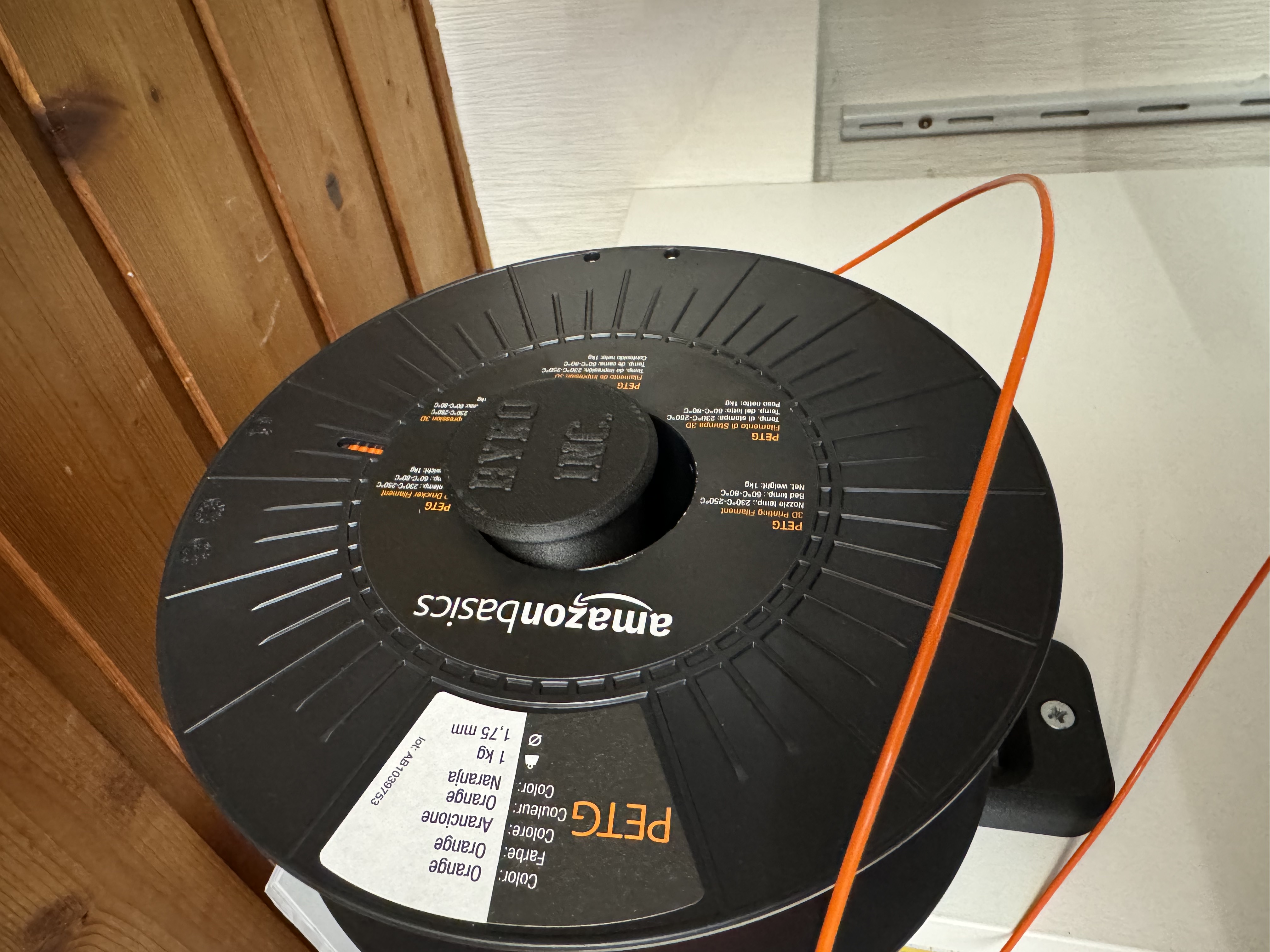 Filament Wandhalter / Wallmount by RYKO | Download free STL model ...