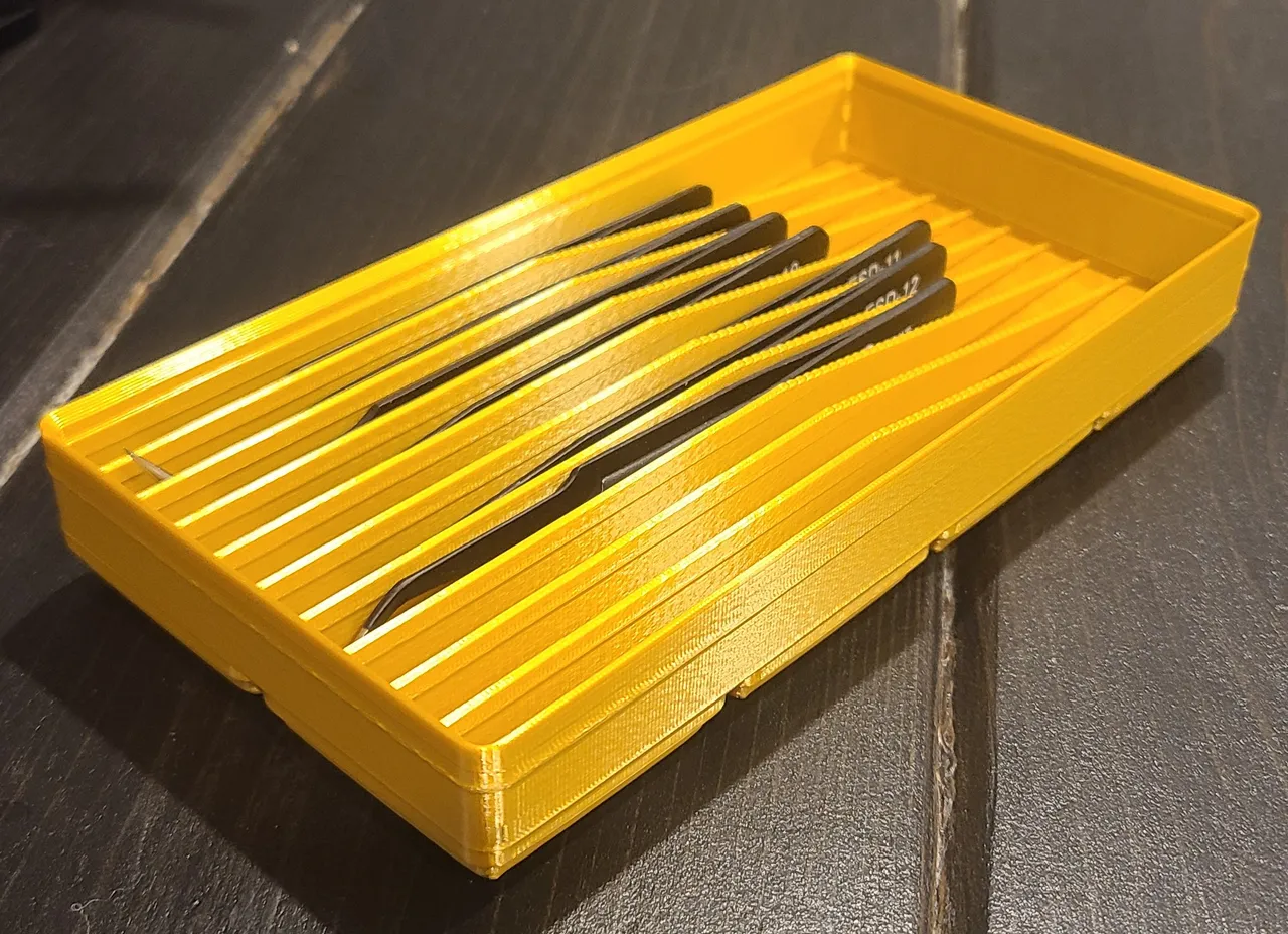 Gridfinity Tweezer Box - Angled Entry by kvn5x4 | Download free STL ...