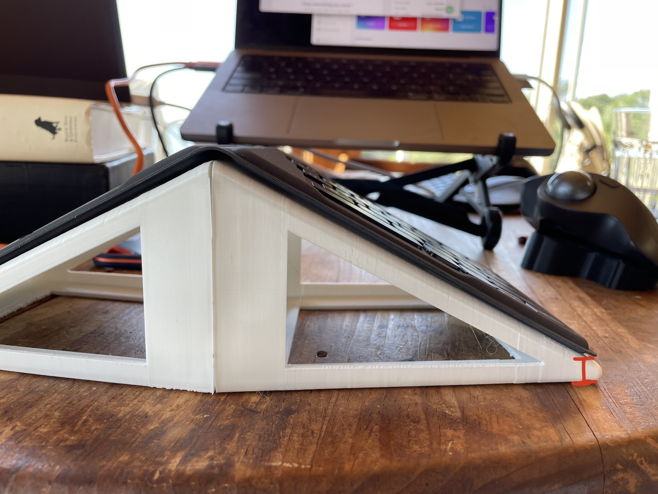 iClever Keyboard Tenting Ramp by Evan Bartlett | Download free STL ...