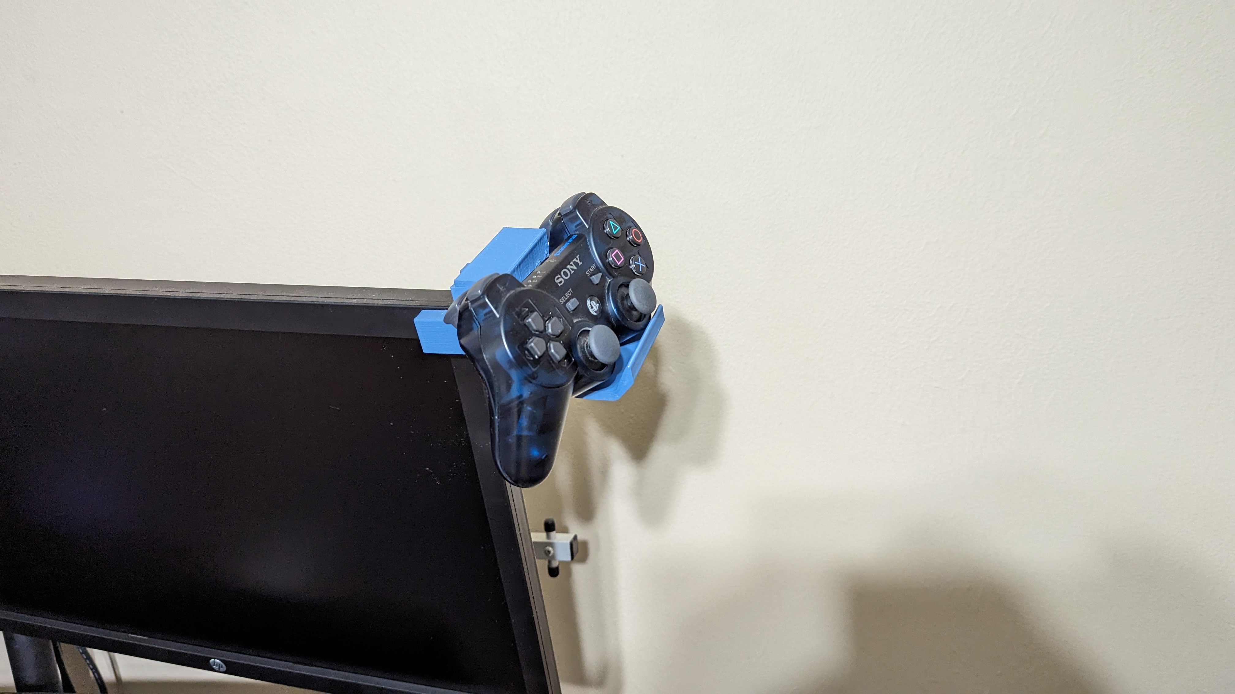 ps4 controller clamp by 86problems | Download free STL model ...