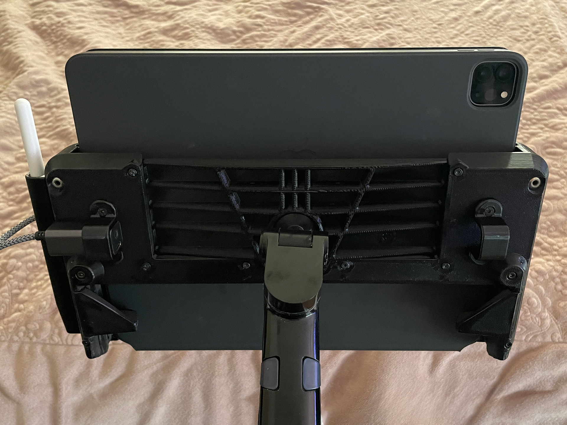 iPad and Magic Keyboard Cradle for Floor Stand by spark | Download free ...