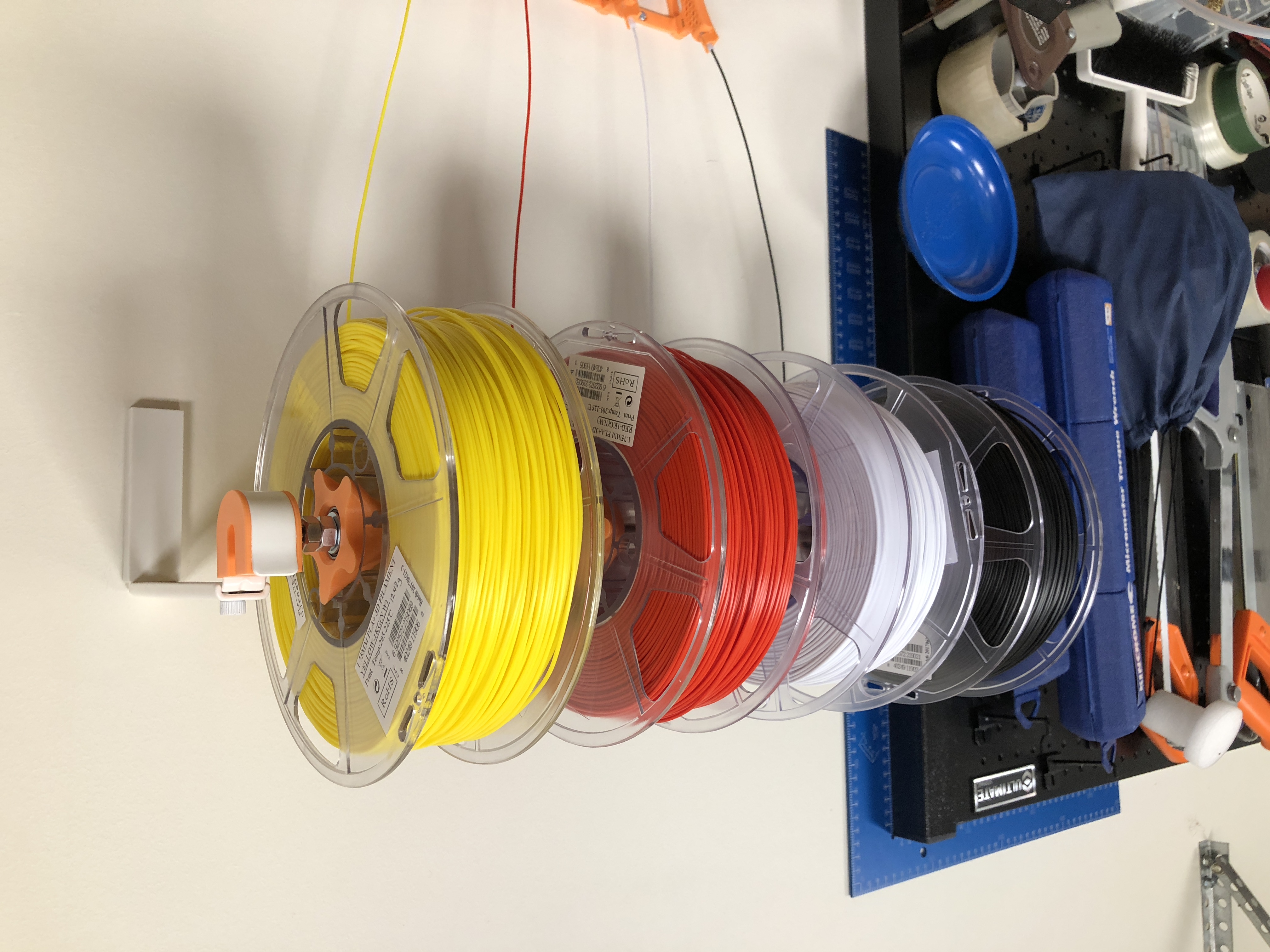 Prusa Multi Material Wall Mount and Filament Guide von Paul Arden ...