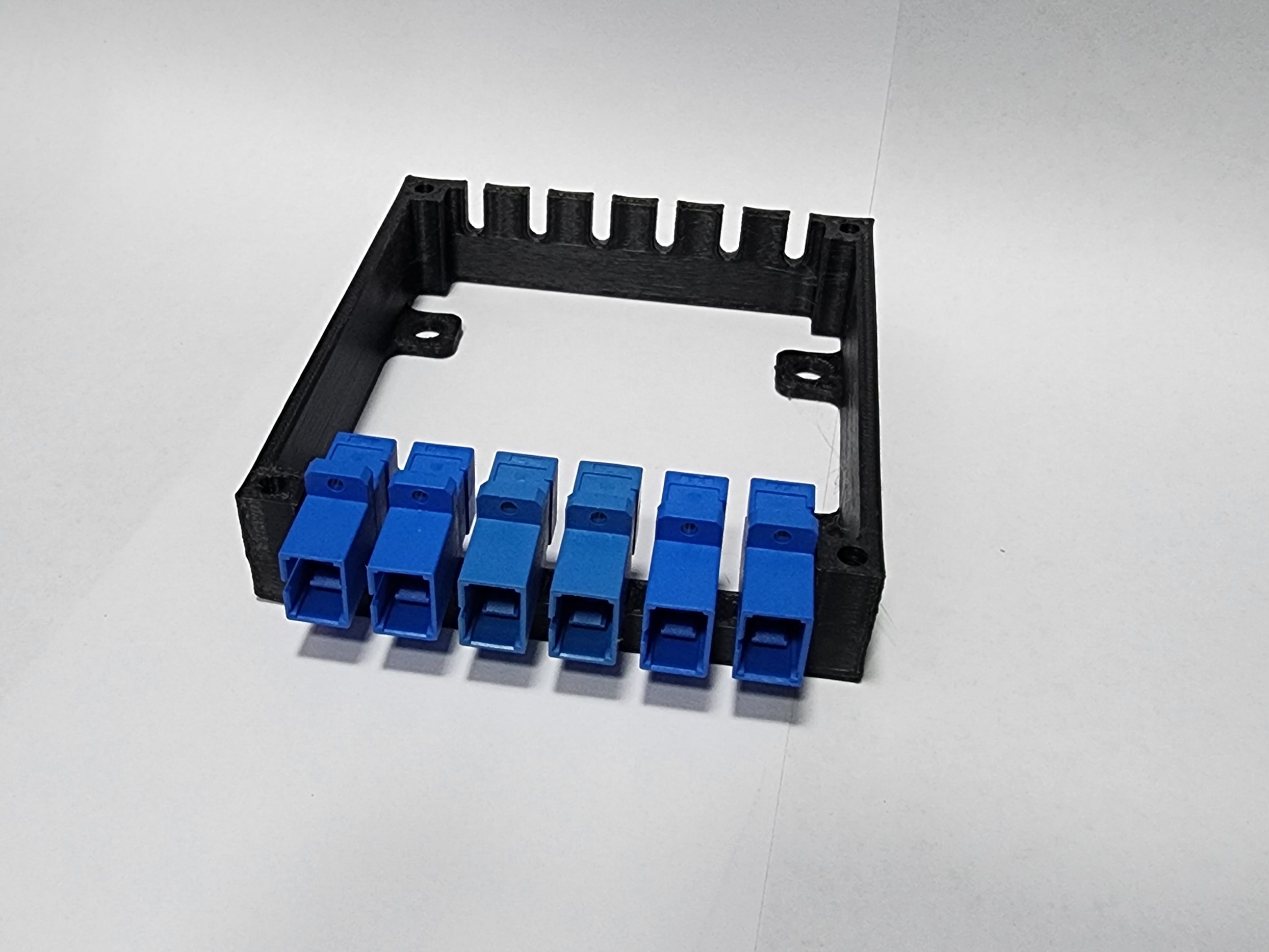 FIBER PATCH PANEL V1(6 port) by Keepy | Download free STL model ...