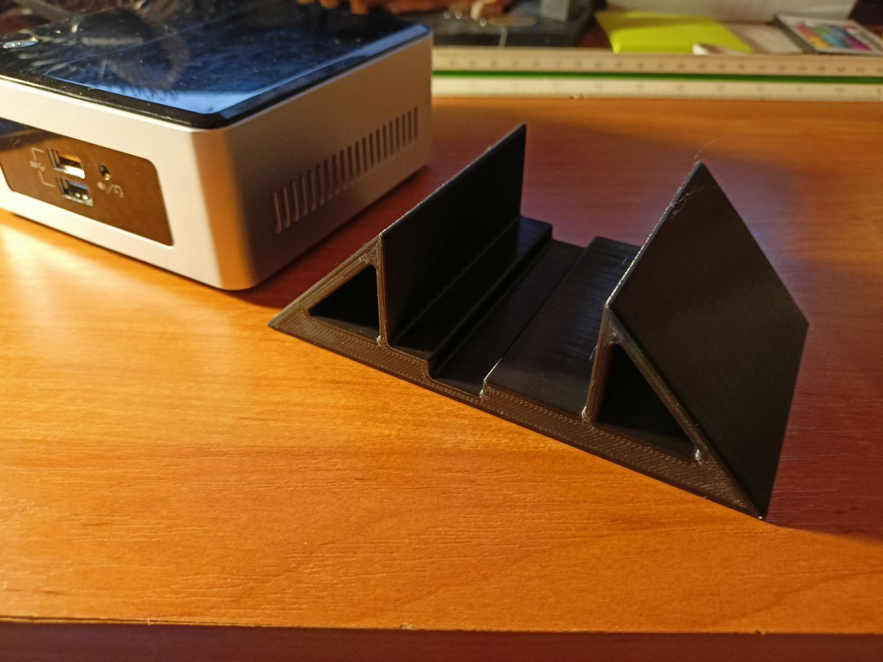 Intel NUC vertical stand by KOVUCZ | Download free STL model ...