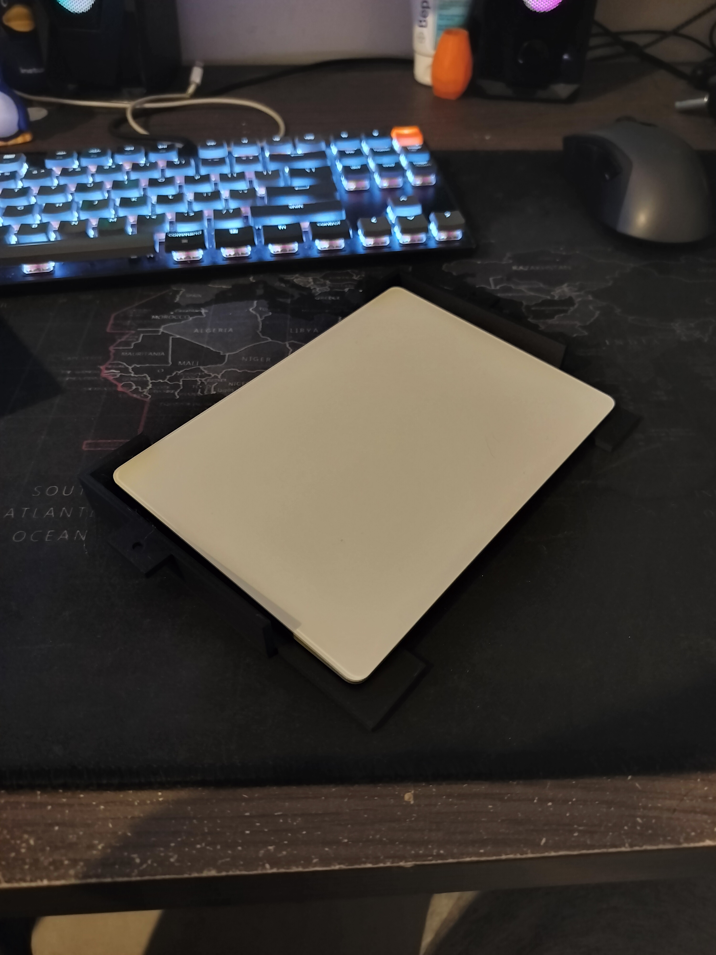 Mac trackpad holder by jsonvr | Download free STL model | Printables.com