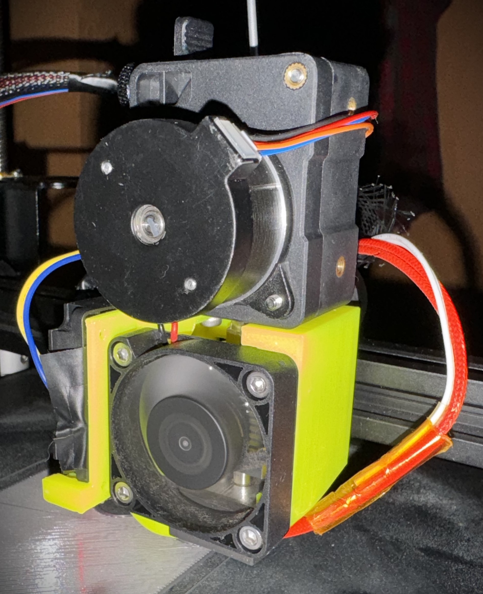 HGT Extruder mount for Ender 3 V2 por César Pazzi | Descargar modelo ...