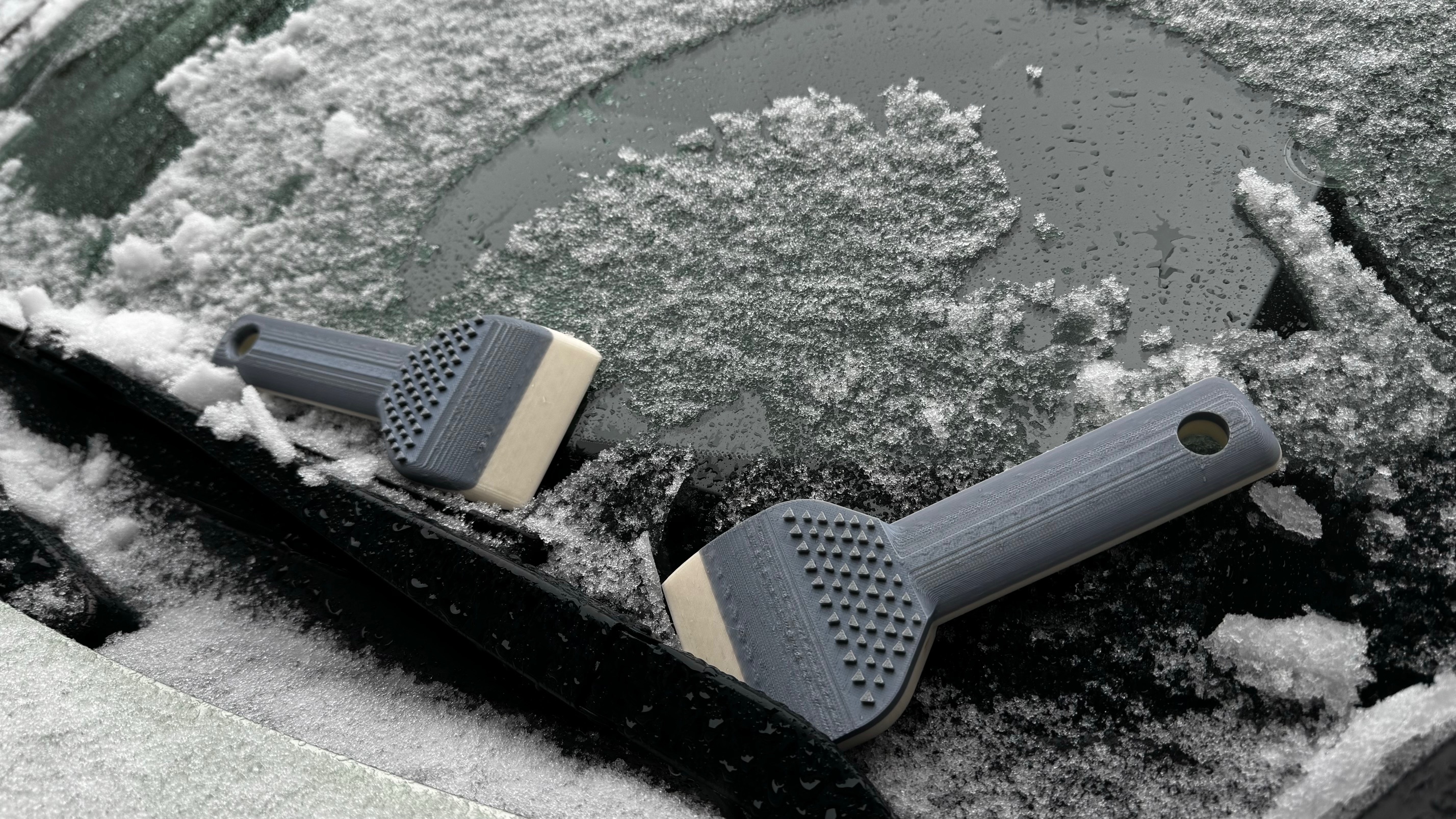 Car scraper with drip tray holder by Dankus | Download free STL model | Printables.com