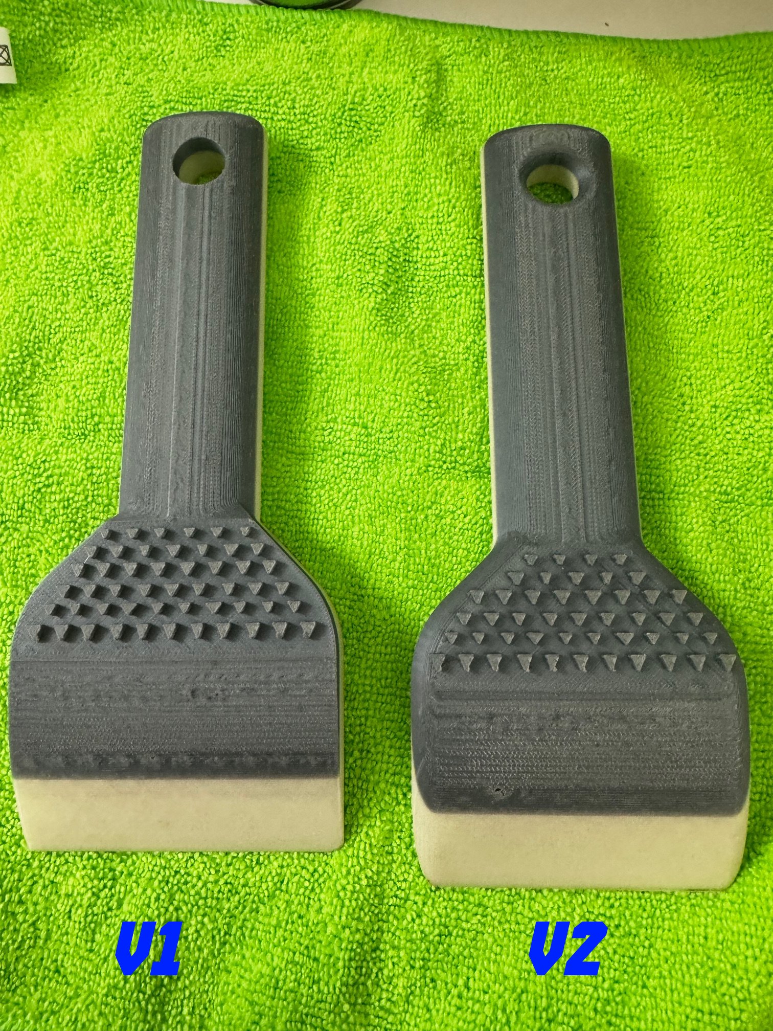 Car scraper with drip tray holder by Dankus | Download free STL model ...