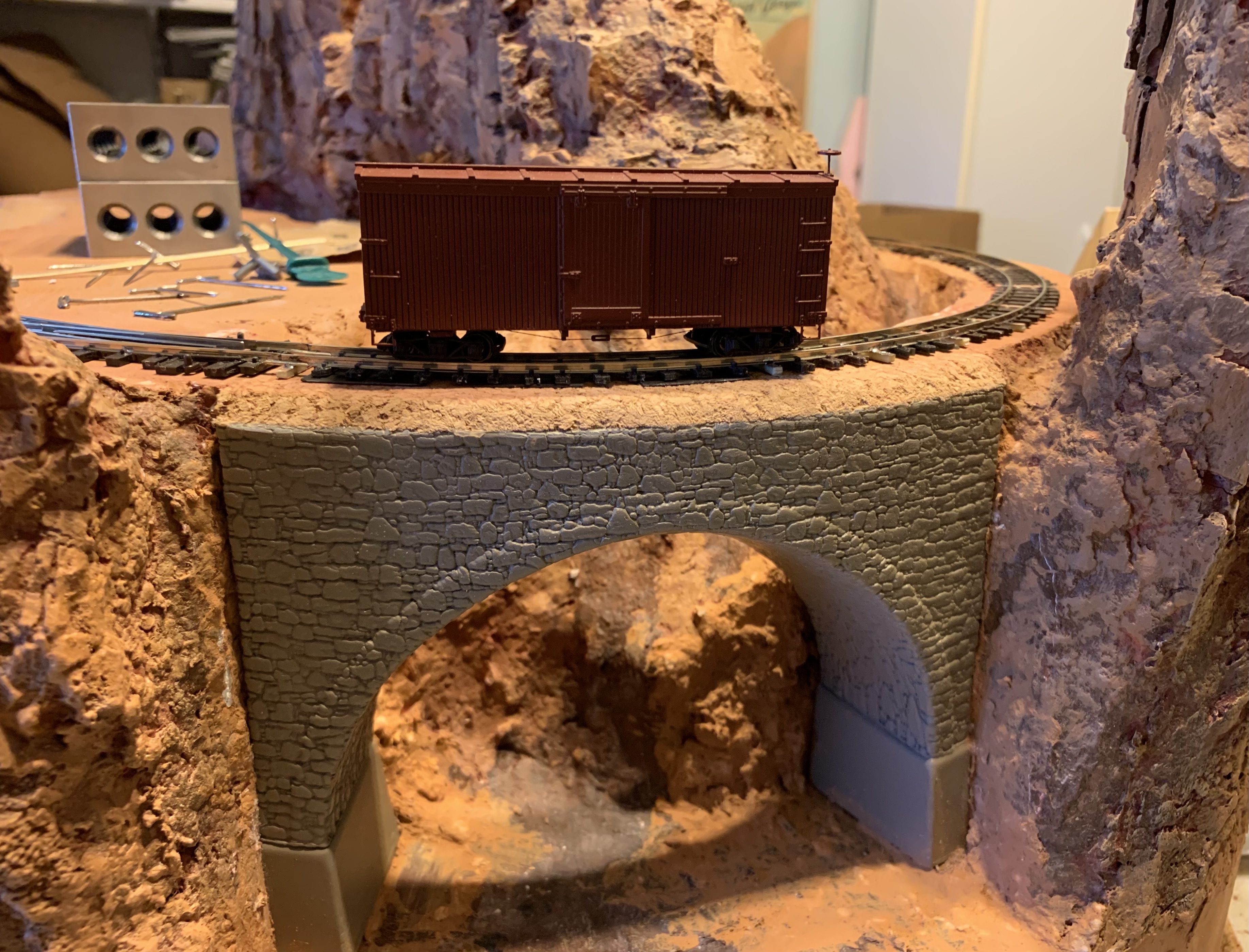 Model railroad curved stone bridge (8" - 12" diameter) by wittmason ...