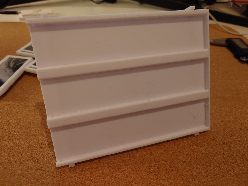 Solum E Ink Display Stand by Zerkopa | Download free STL model ...