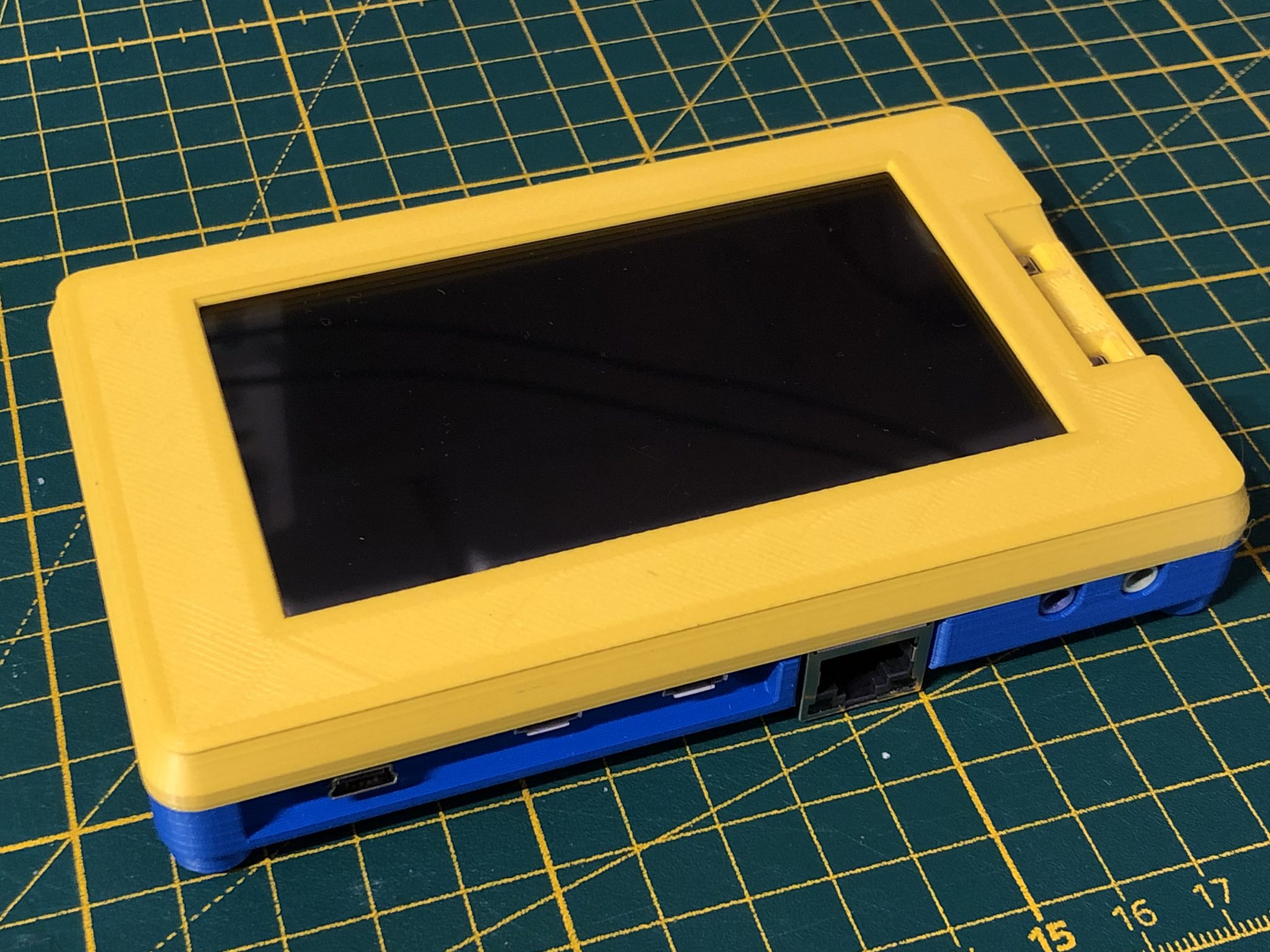 Frame for STM32F750F-DK evaluation board by Maxim Shchetynin | Download ...