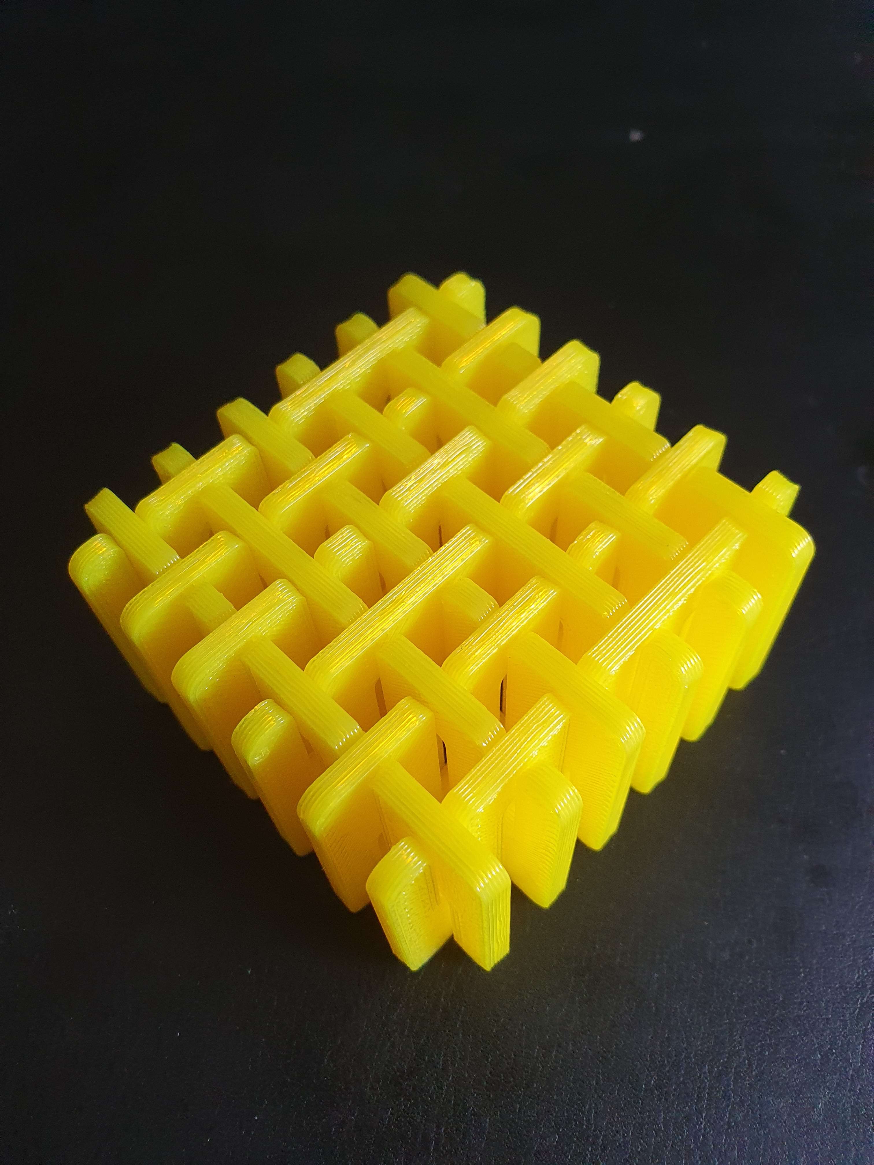 "Dirty Dozen" Comb Lattice Puzzle by AverageArcadian | Download free STL model | Printables.com