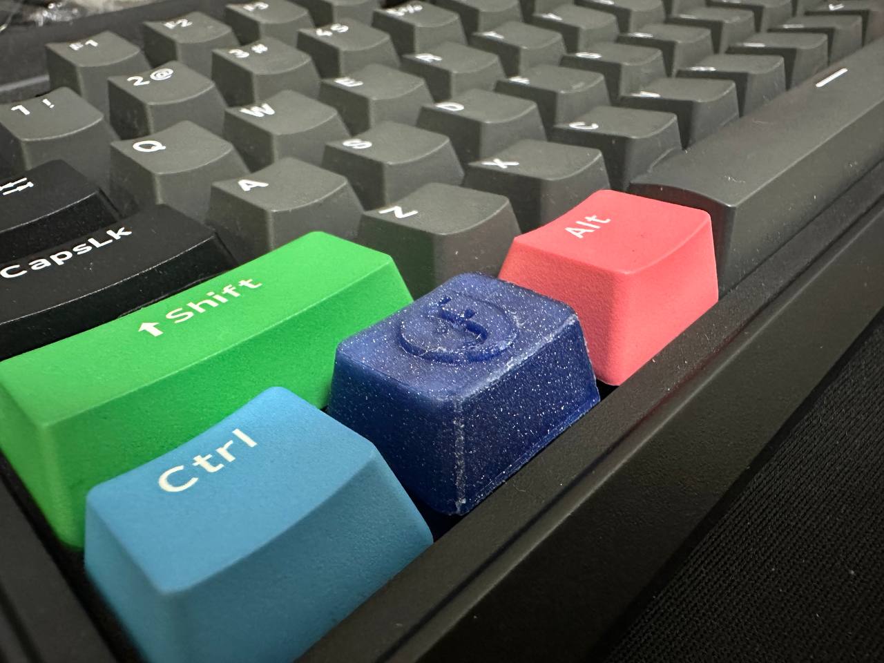 Fedora cherry mx button replacement for Win/cmd button by ...