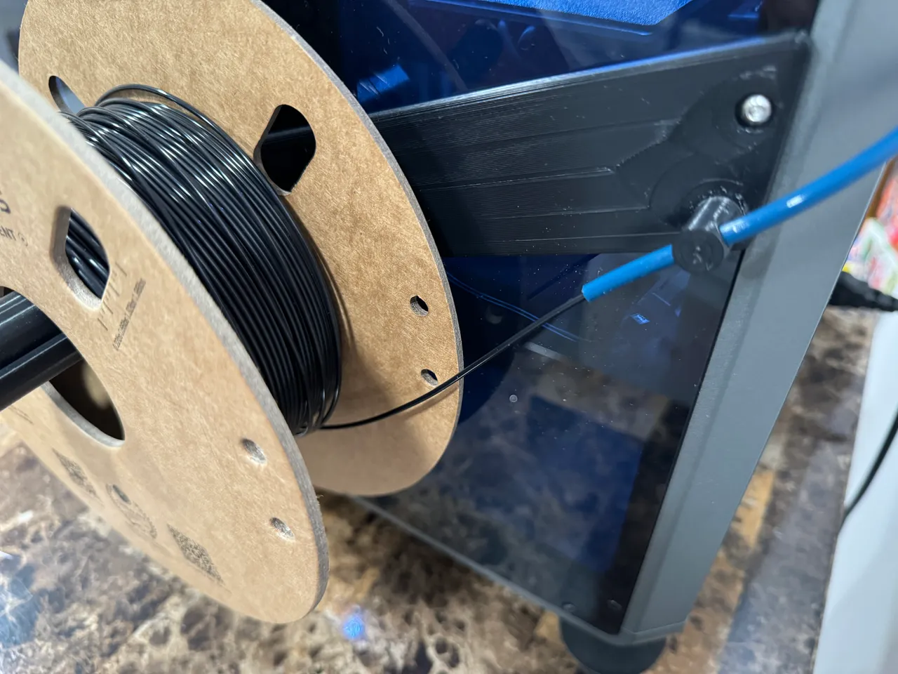 Creality K1 / K1C Side Mount Spool Adapter with Moving Bowden Peg by ...