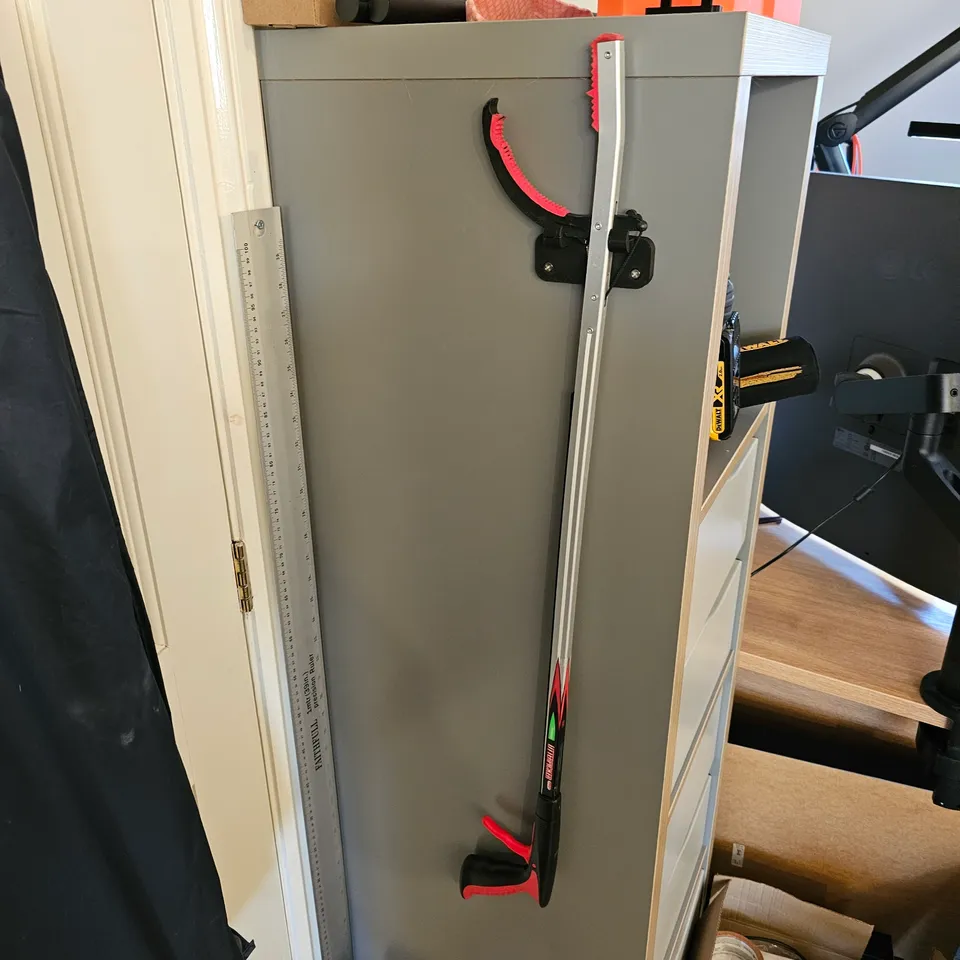 Litter Picker Hanger by Snowdonia 3D Printing | Download free STL model ...