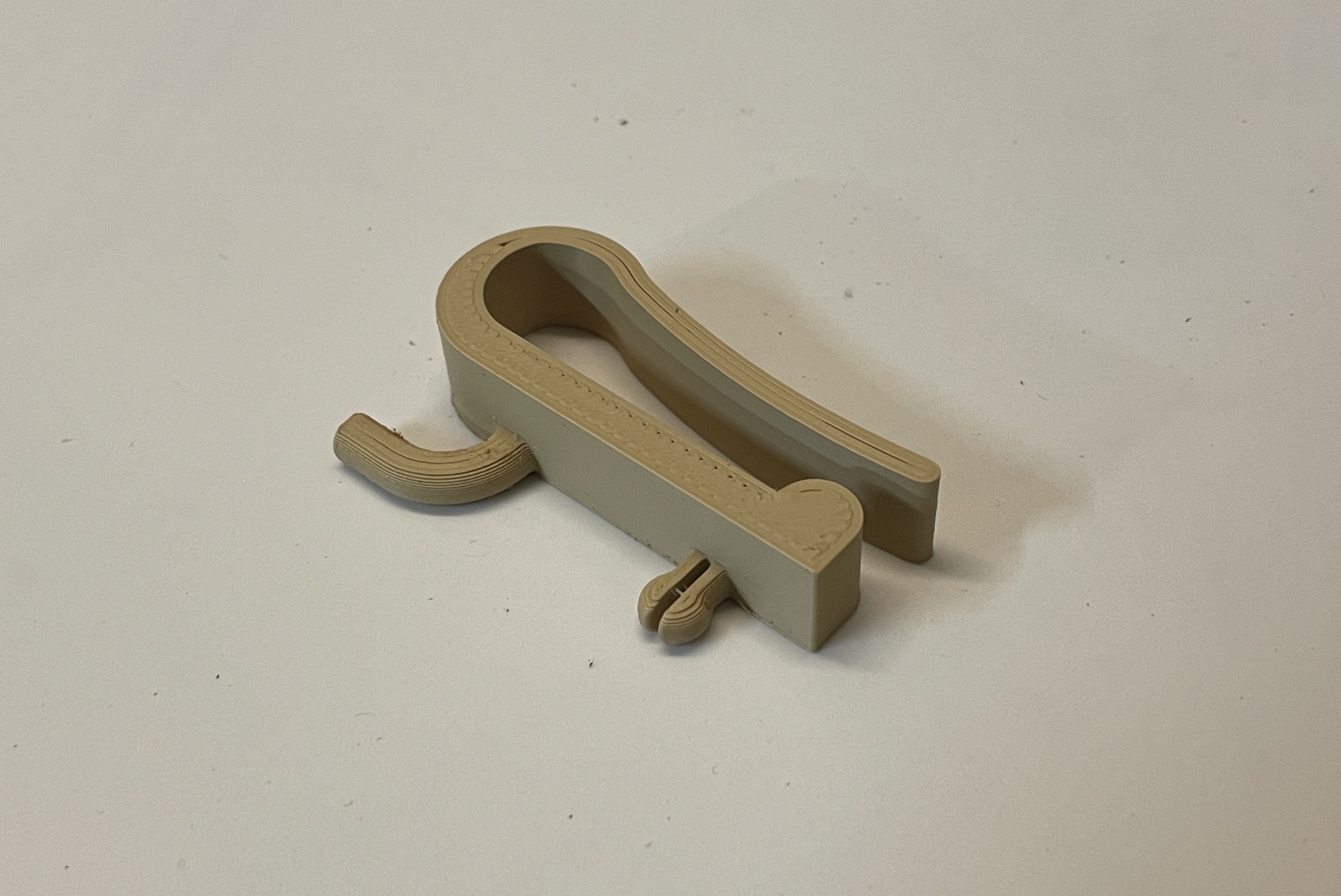 Secure Pegboard Glove Clip by w33ble | Download free STL model ...