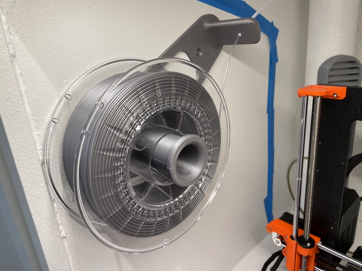 Wall Mounted Filament Holder par marceuxcroix | Téléchargez ...