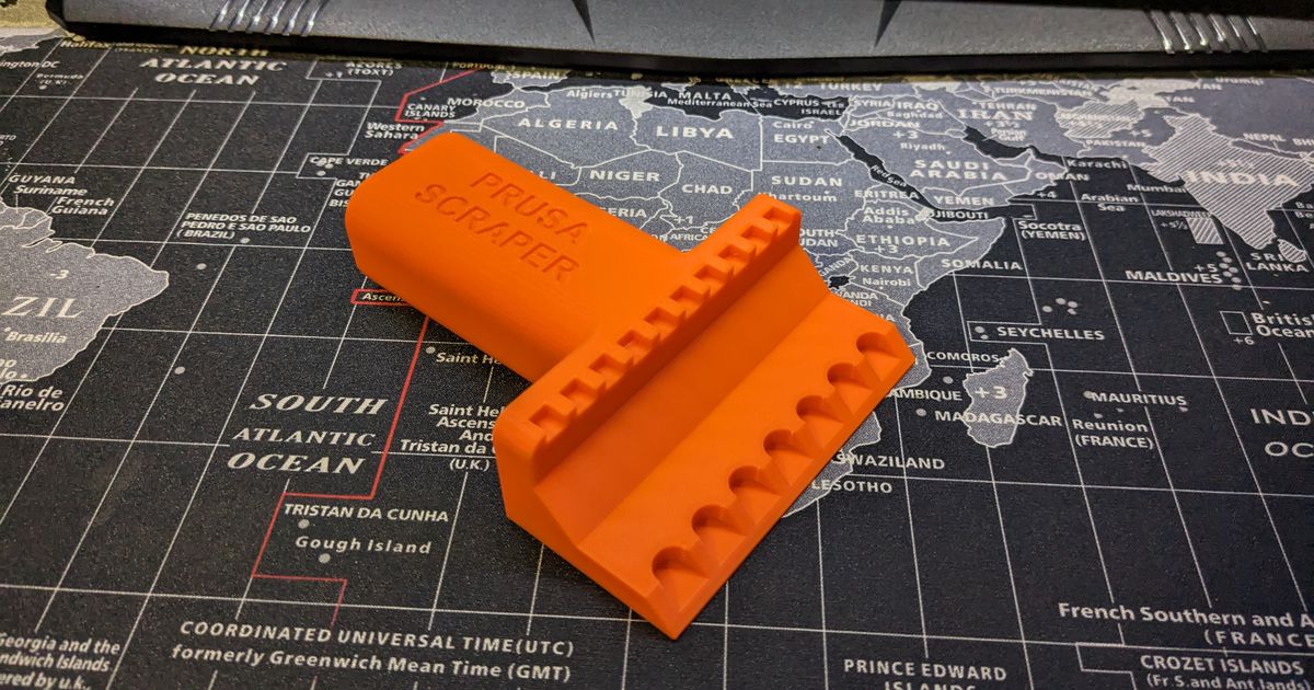 Prusa Ergonomic Windscreen Ice Scraper by Wradis | Download free STL ...