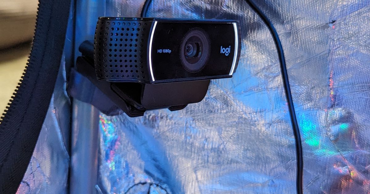 Logitech webcam mount for creality enclosure by Aidan D | Download free ...