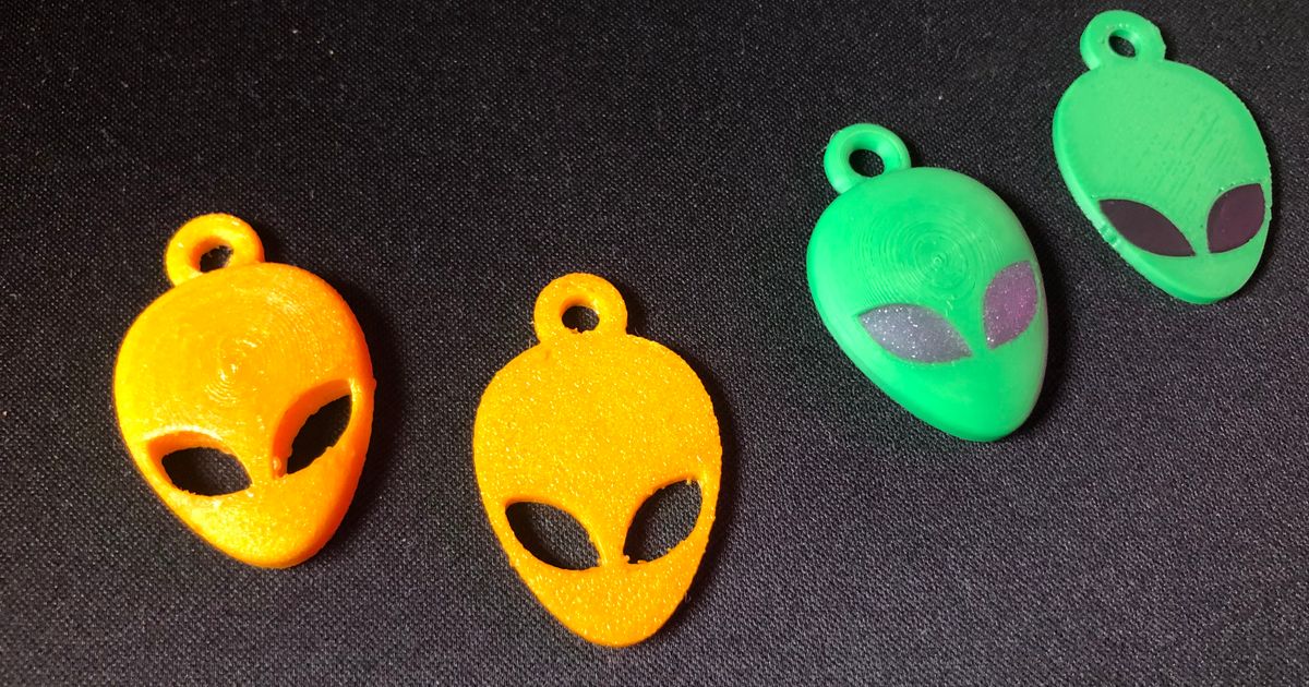Cute Alien Head Keychain / Pendant by fractalnoise | Download free STL ...