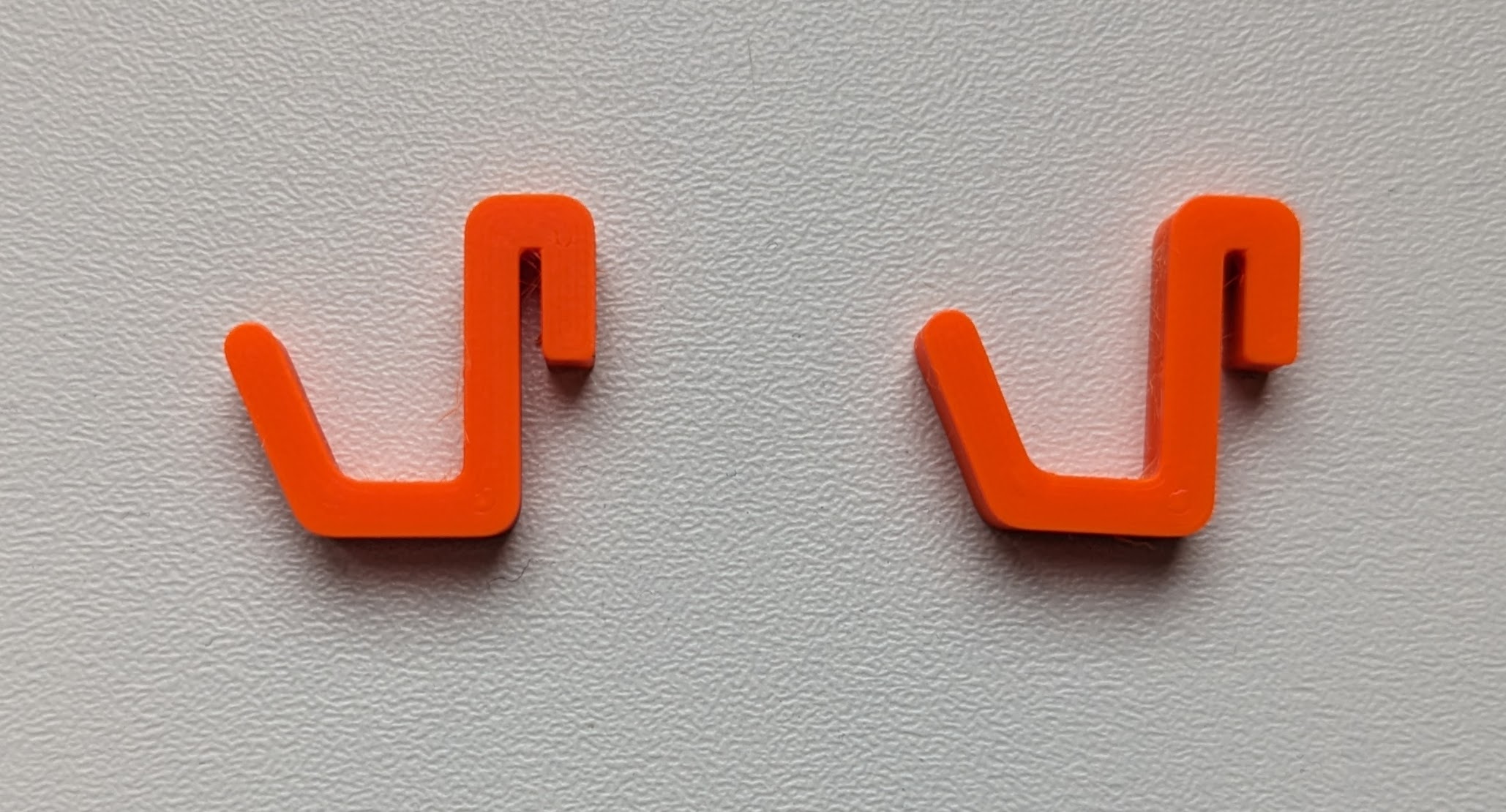 Hook for perforated panel por Akatum | Descargar modelo STL gratuito | Printables.com