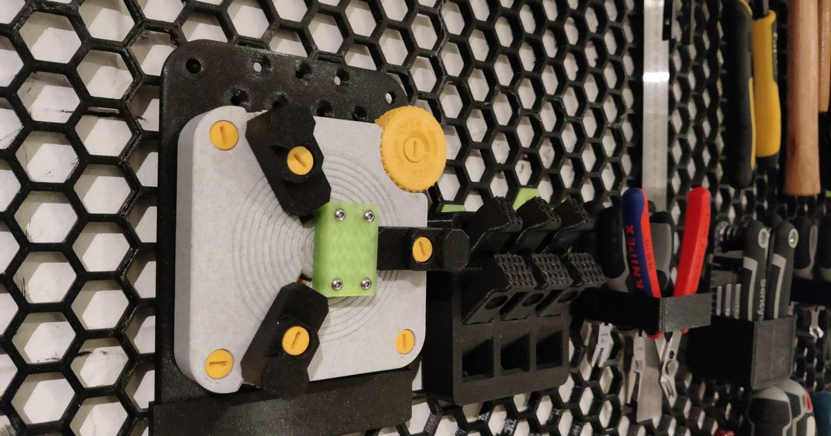 Vise and claw holder for the Honeycomb wall by Rvdk | Download free STL ...