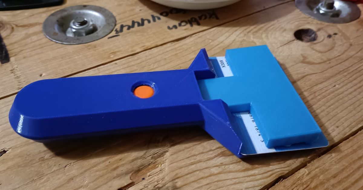 Credit card Scraper por MonkeyMK | Descargar modelo STL gratuito ...