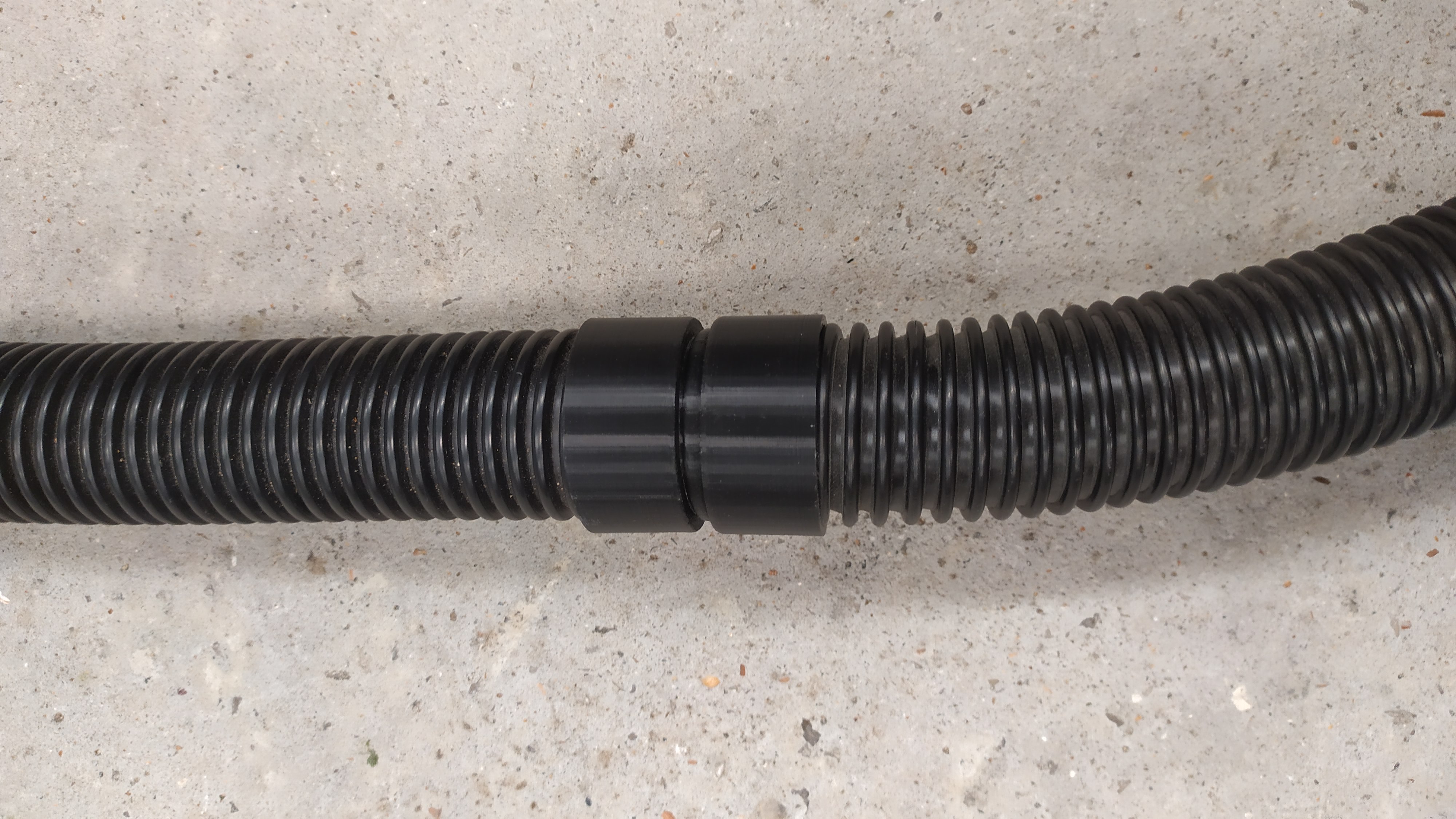 CONNECTION FOR TWO VACUUM CLEANER HOSES by Philippe Lavier Guitars ...