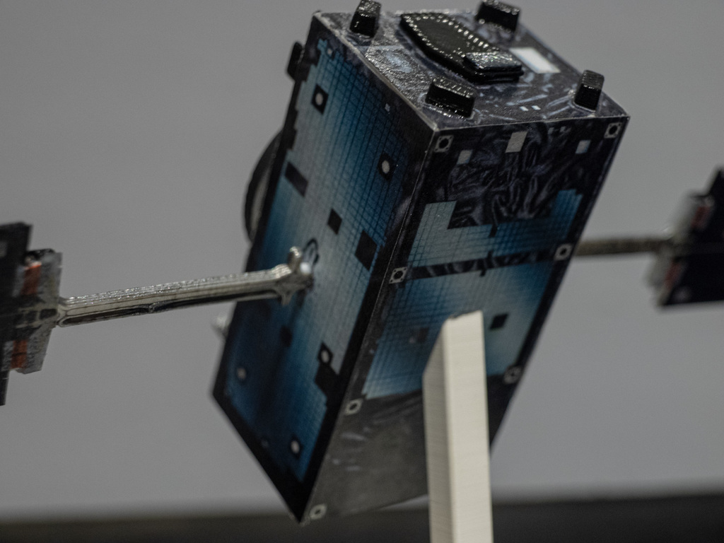 Galileo Navigation Satellite Model by DIVIIK | Download free STL model ...