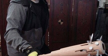 Collapsing Baseball Bat with Retractable Nails by Mi Réplica 3D ...