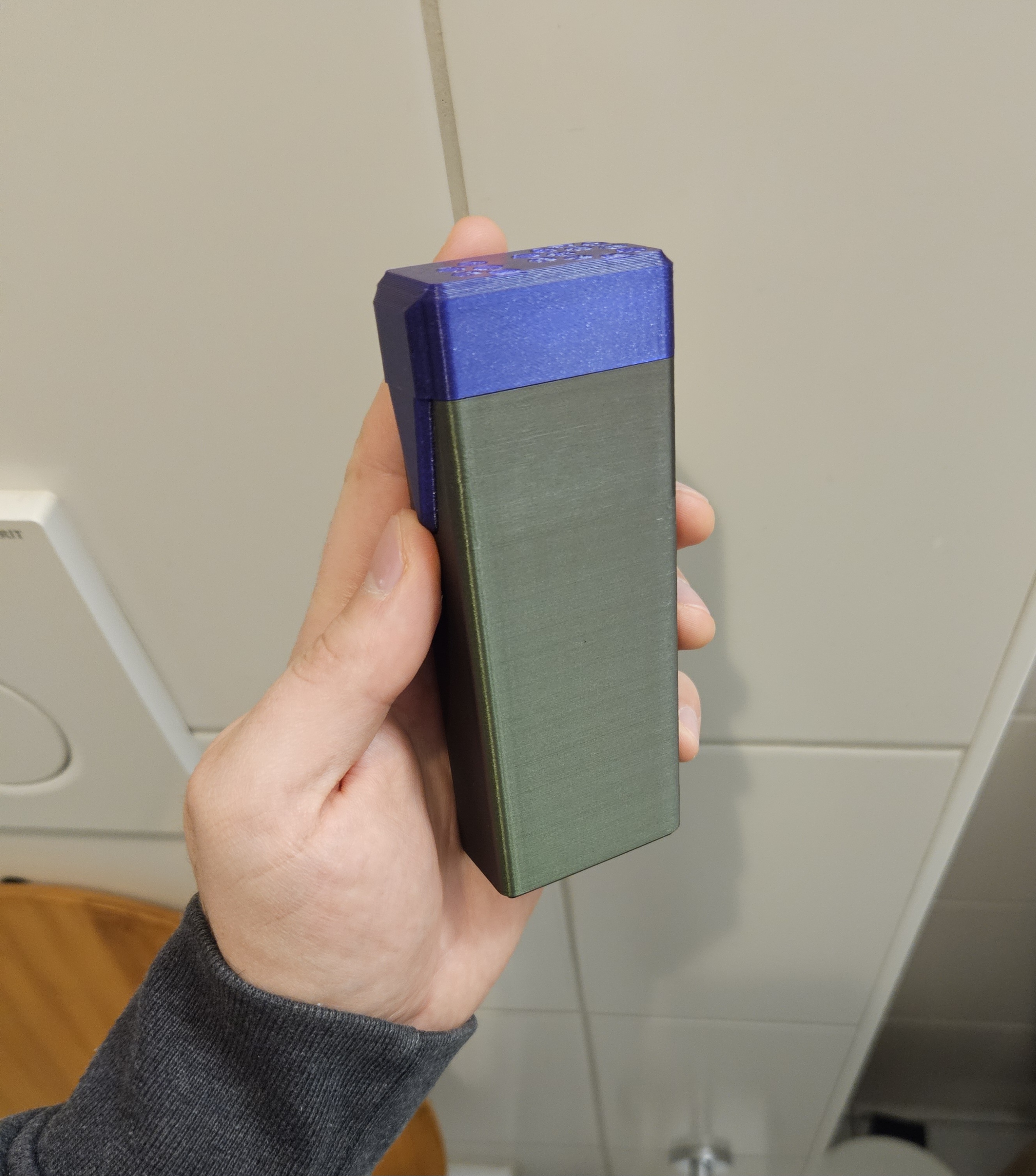 Box for menstrual pills (or other medicine) by Djodjoke | Download free ...