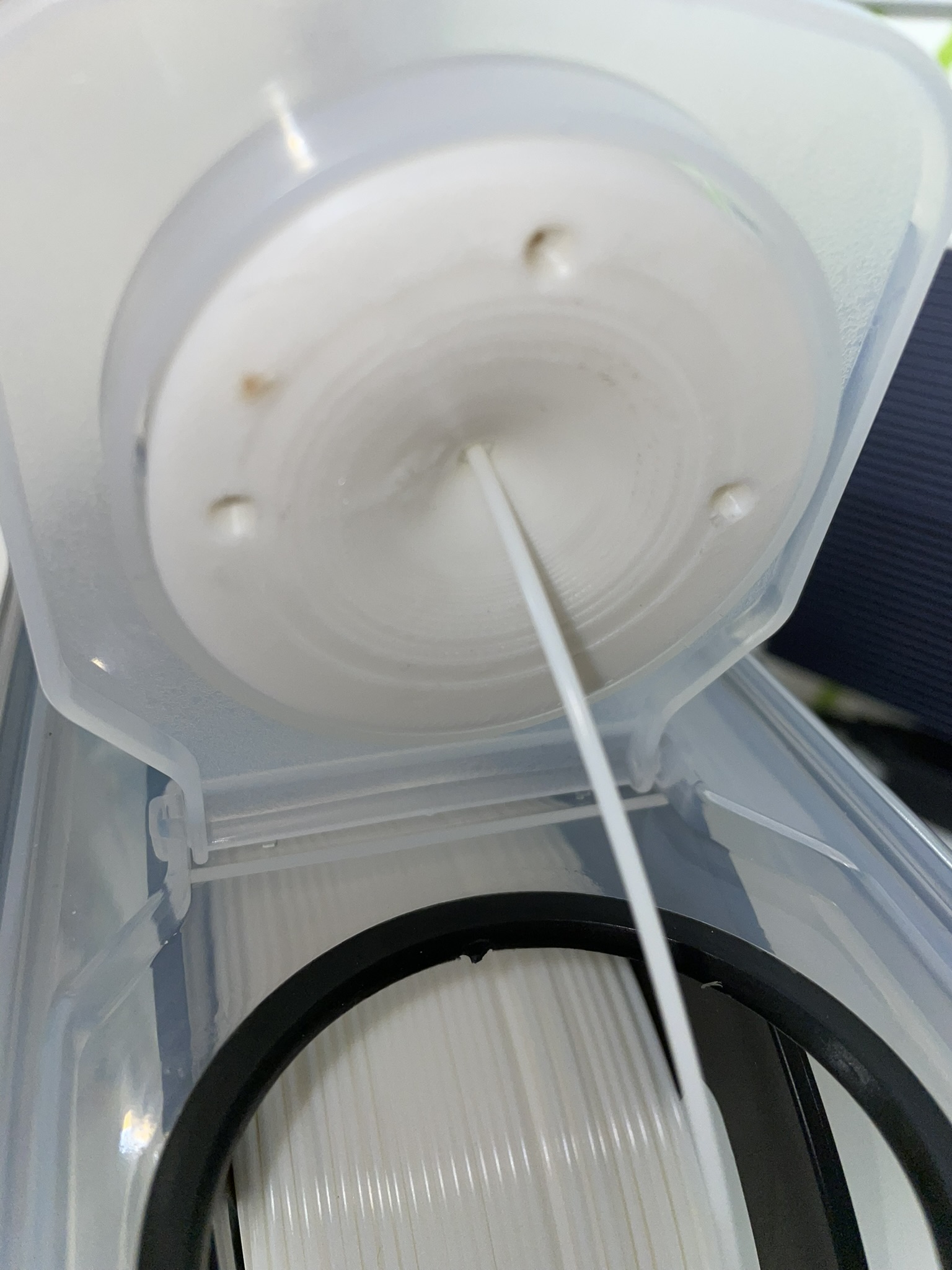 Filament Container by Luis Geissler | Download free STL model ...