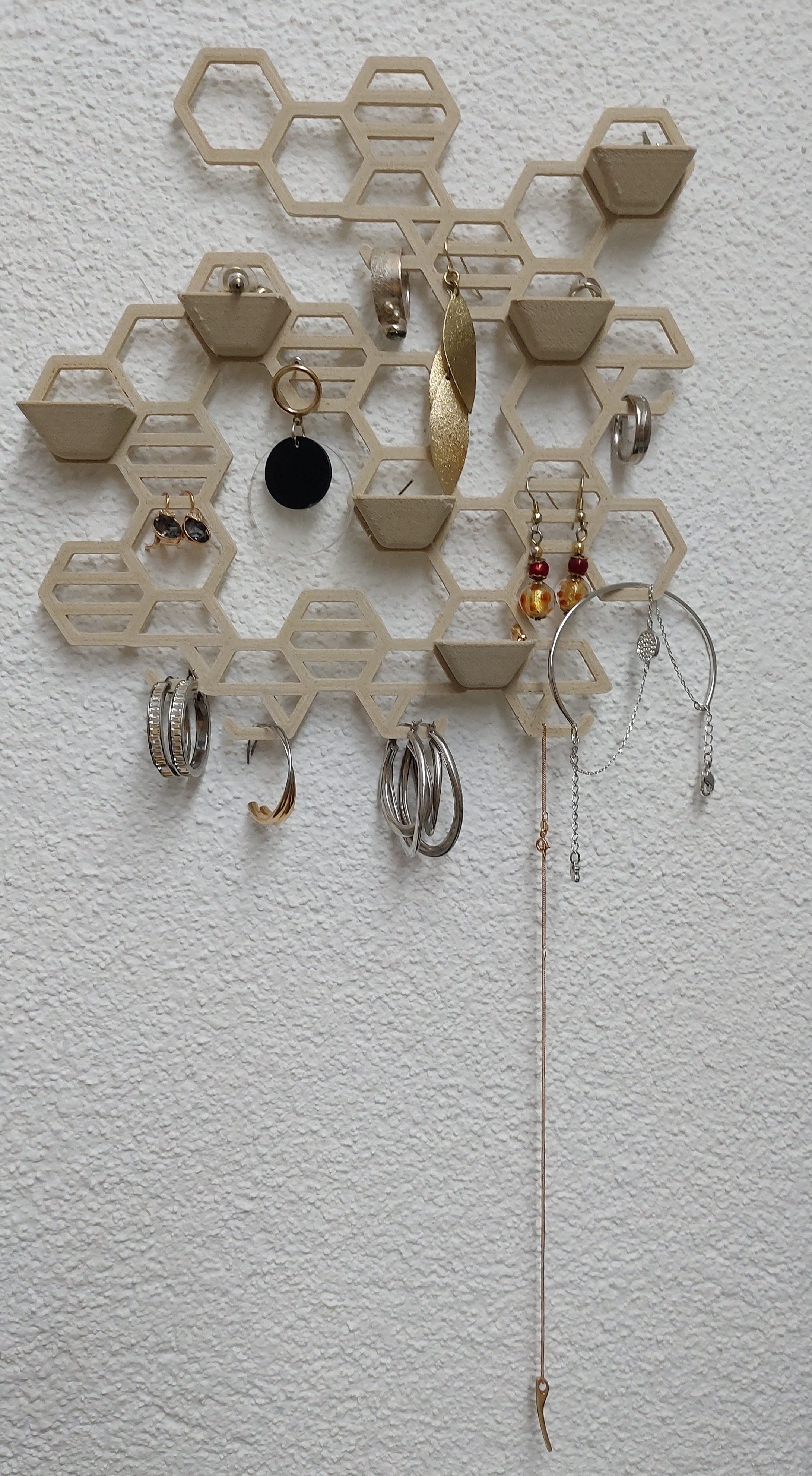 Honeycomb jewelry holder by tulip | Download free STL model ...