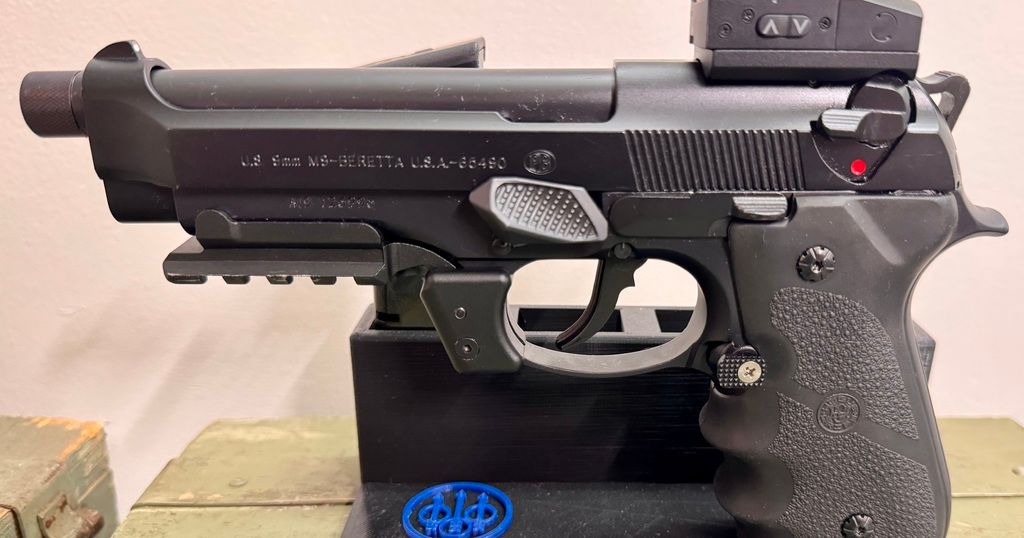 Beretta M9/92FS - Display Stand by space_chef | Download free STL model ...