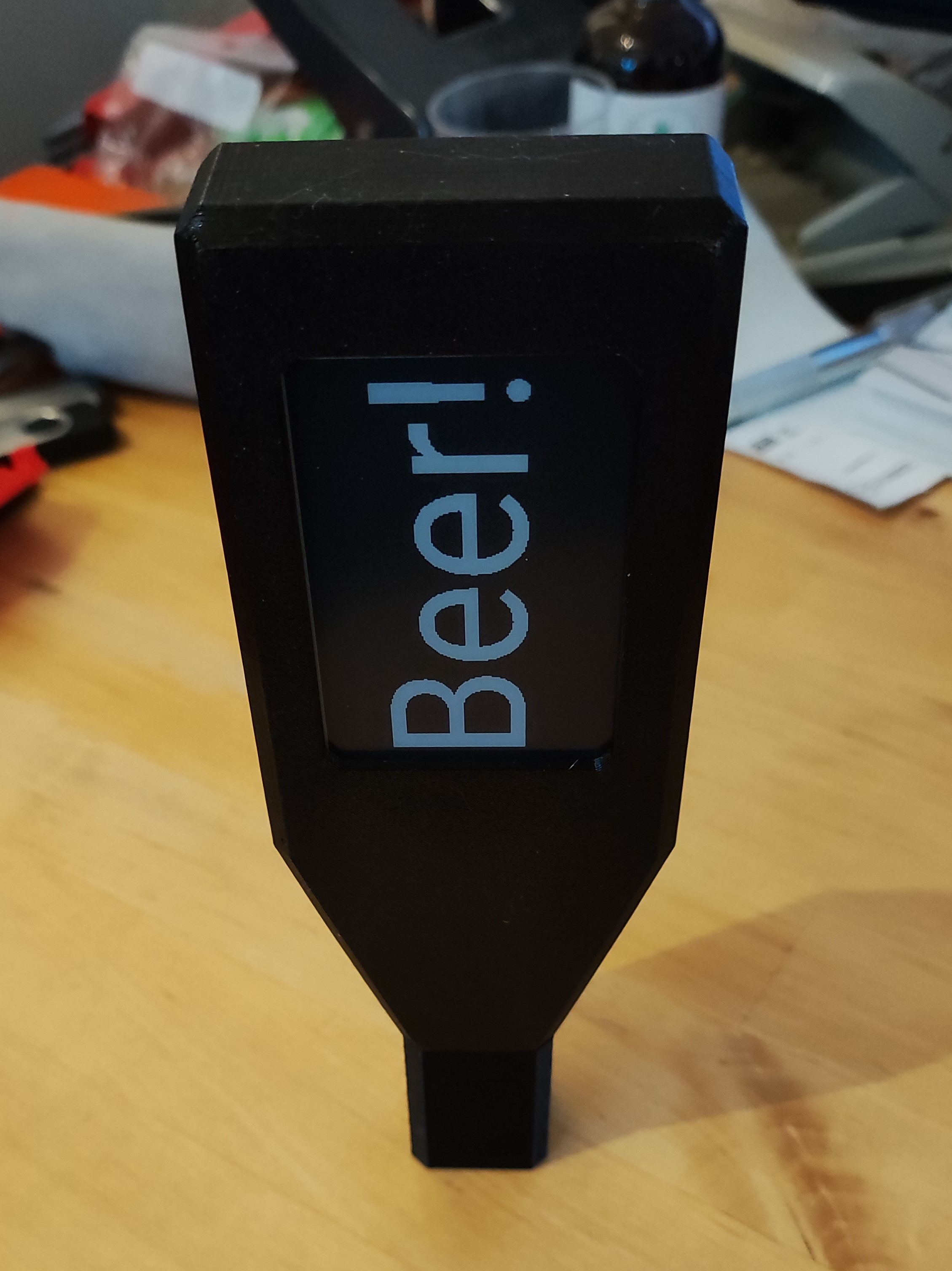 Beer Tap Handle with Passive NFC E Ink Display (Threaded) by Korkzapfen ...