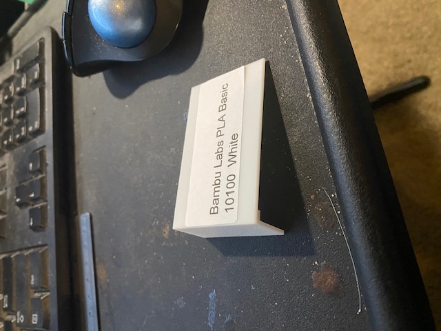 Bambu Labs Filament Roll ID tags by RL4Trains | Download free STL model ...