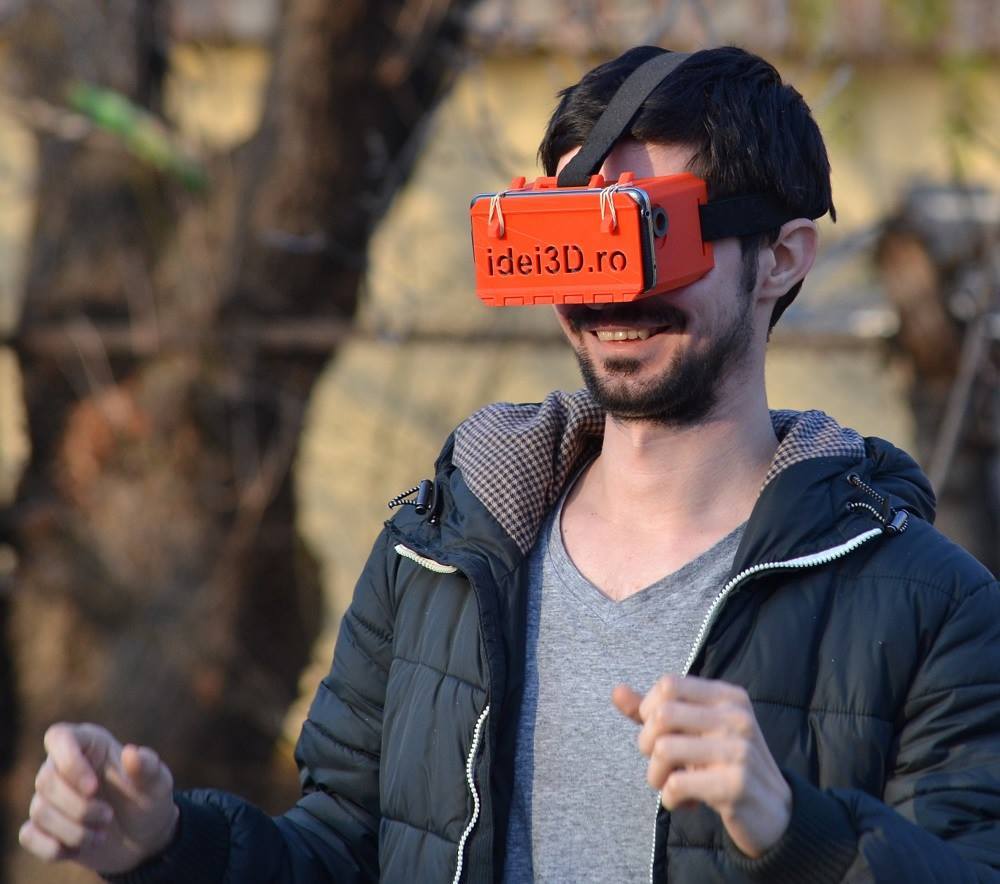 Old Google cardboard VR headset by smARTfab | Download free STL model ...