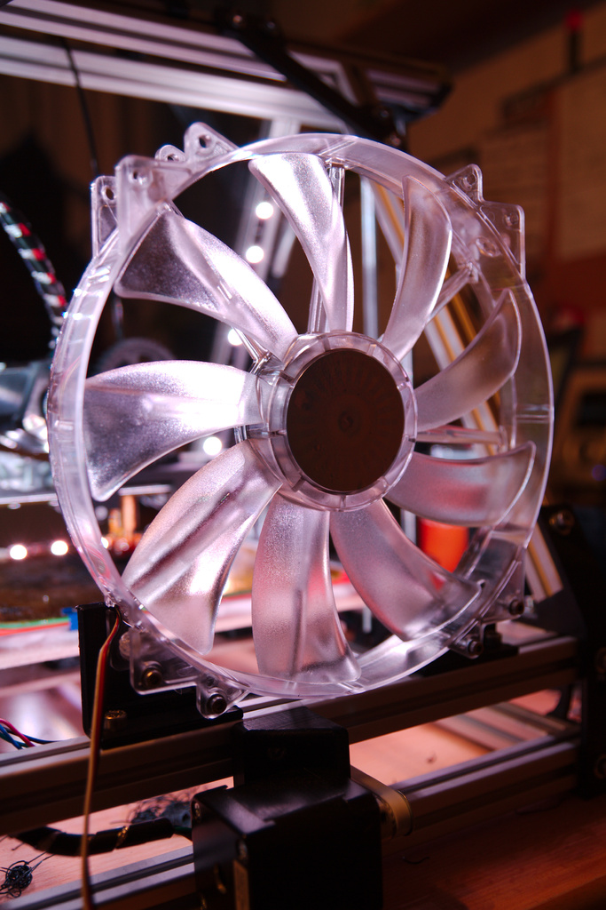 200mm Fan Mount for MendelMax by machinekoder | Download free STL model ...