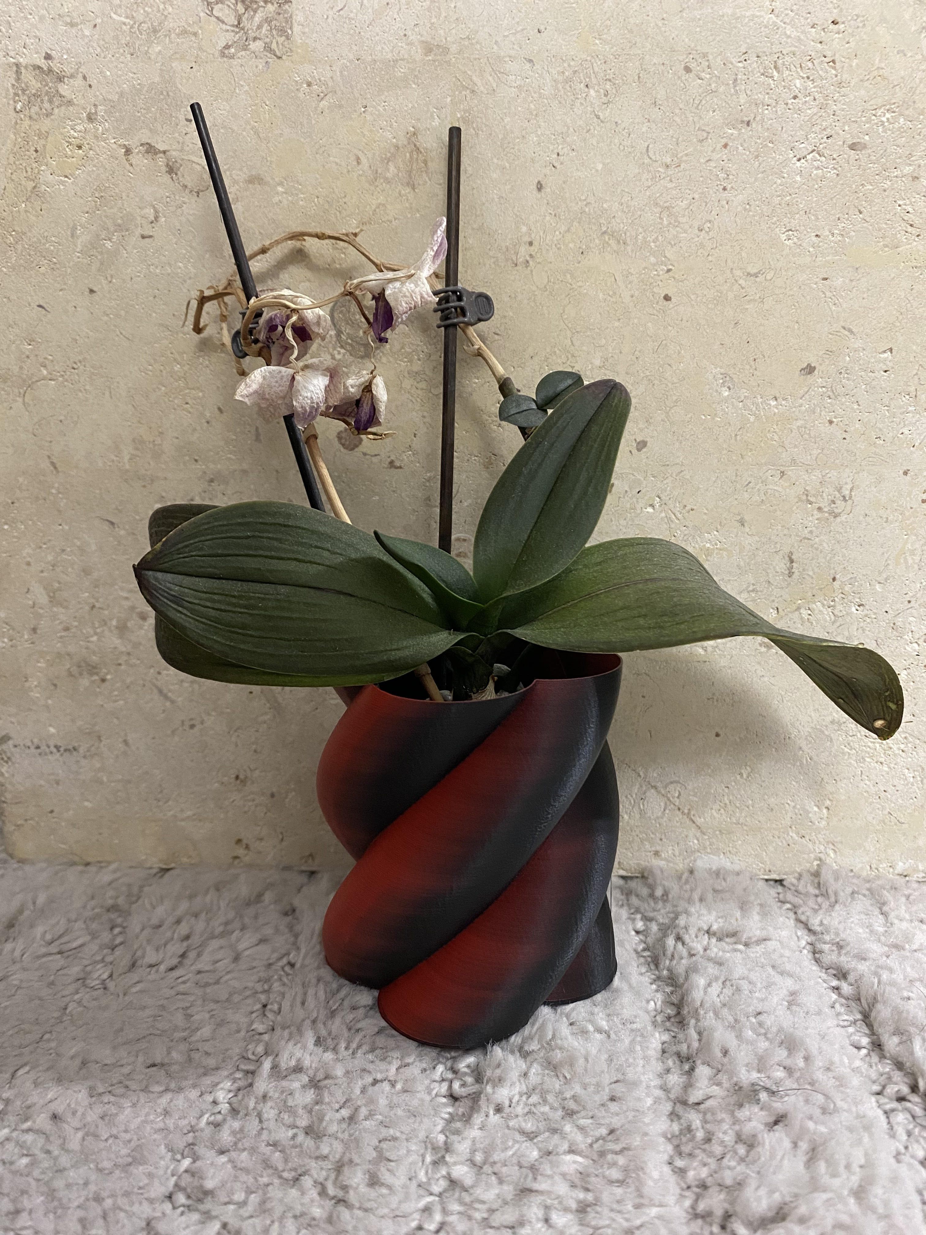 Geometric Twisted Pot by Preetam Beeravelli | Download free STL model ...