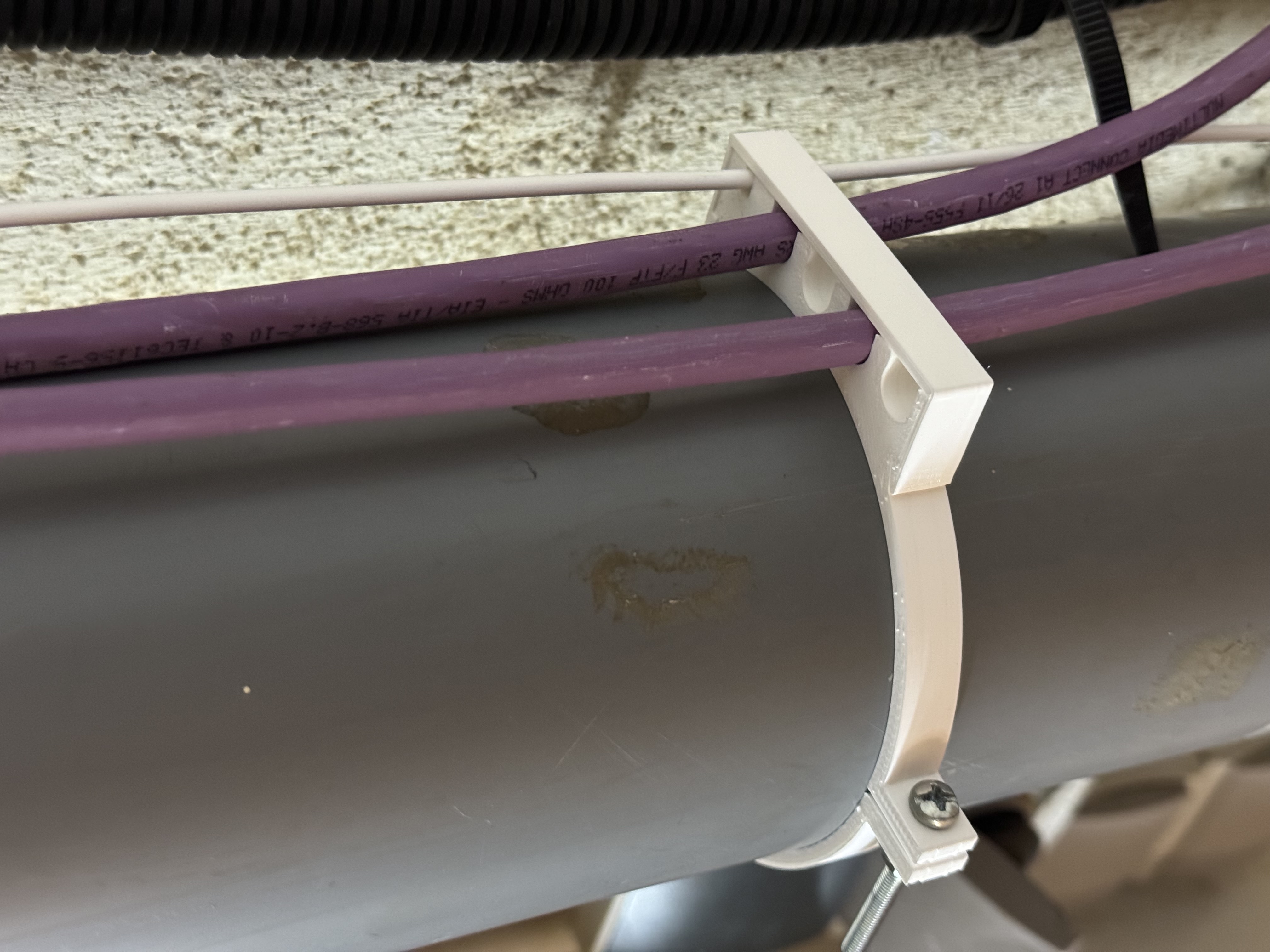 Ceiling support for Ethernet & Fiber cables (parametric) by bosr ...