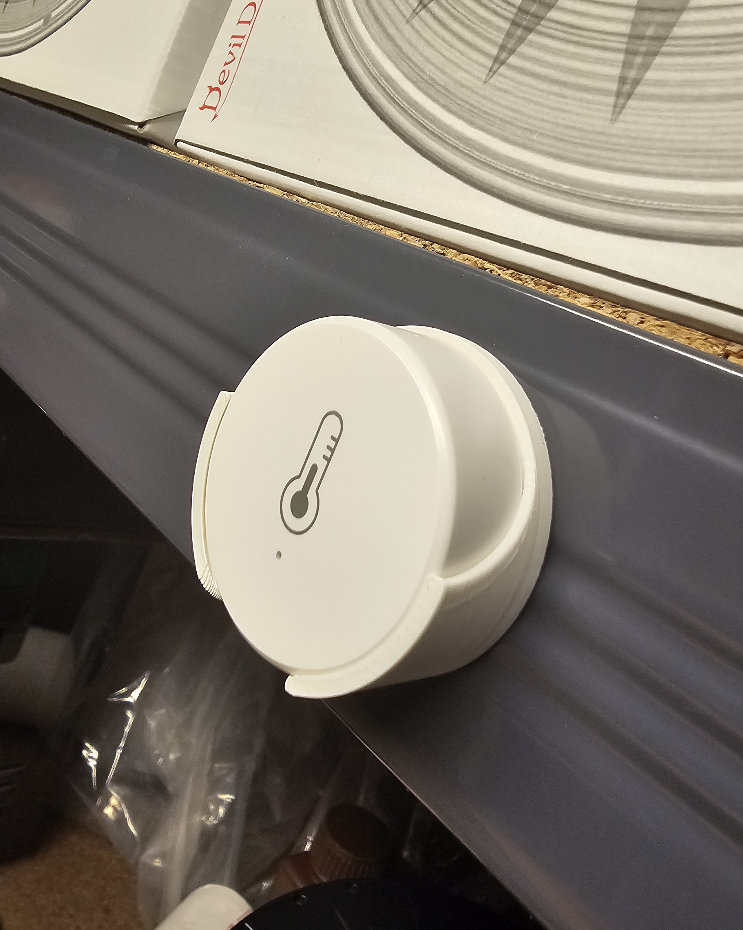 Tuya Sensor Magnet Mount by chal | Download free STL model | Printables.com