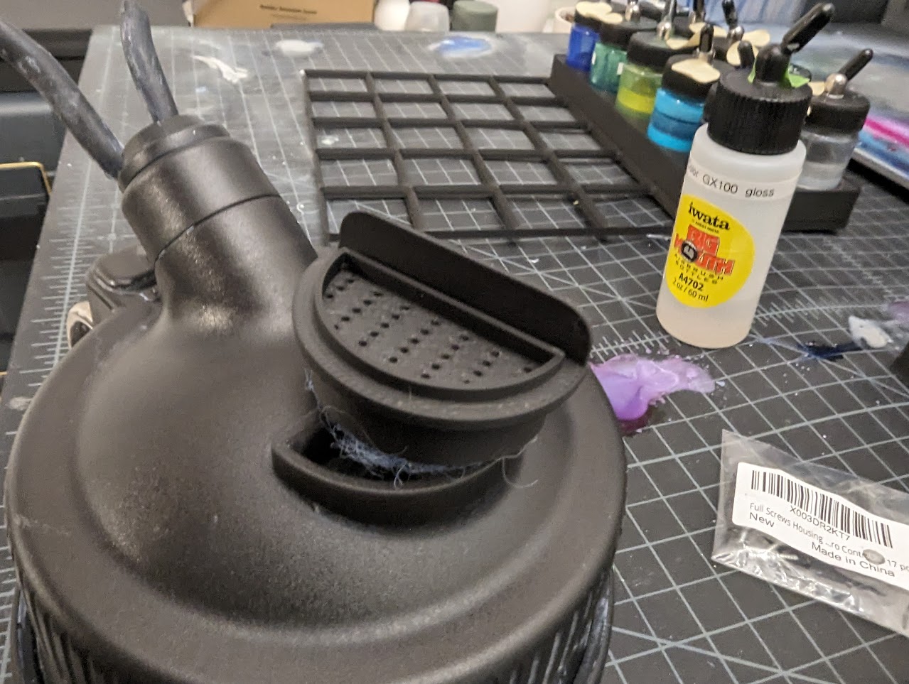 Airbrush spray pot filter holder - fits Iwata CL300 and similar by ...