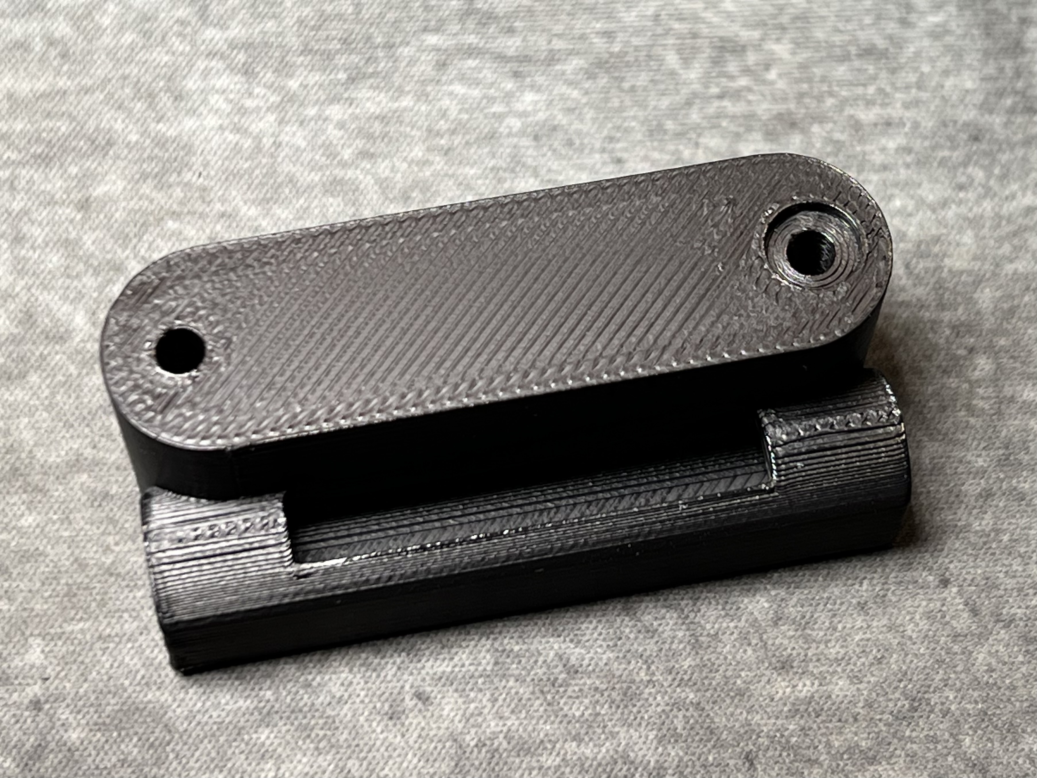 Bambu Lab P1S spacer for rear spool with PTFE routing hole by Faasteer ...